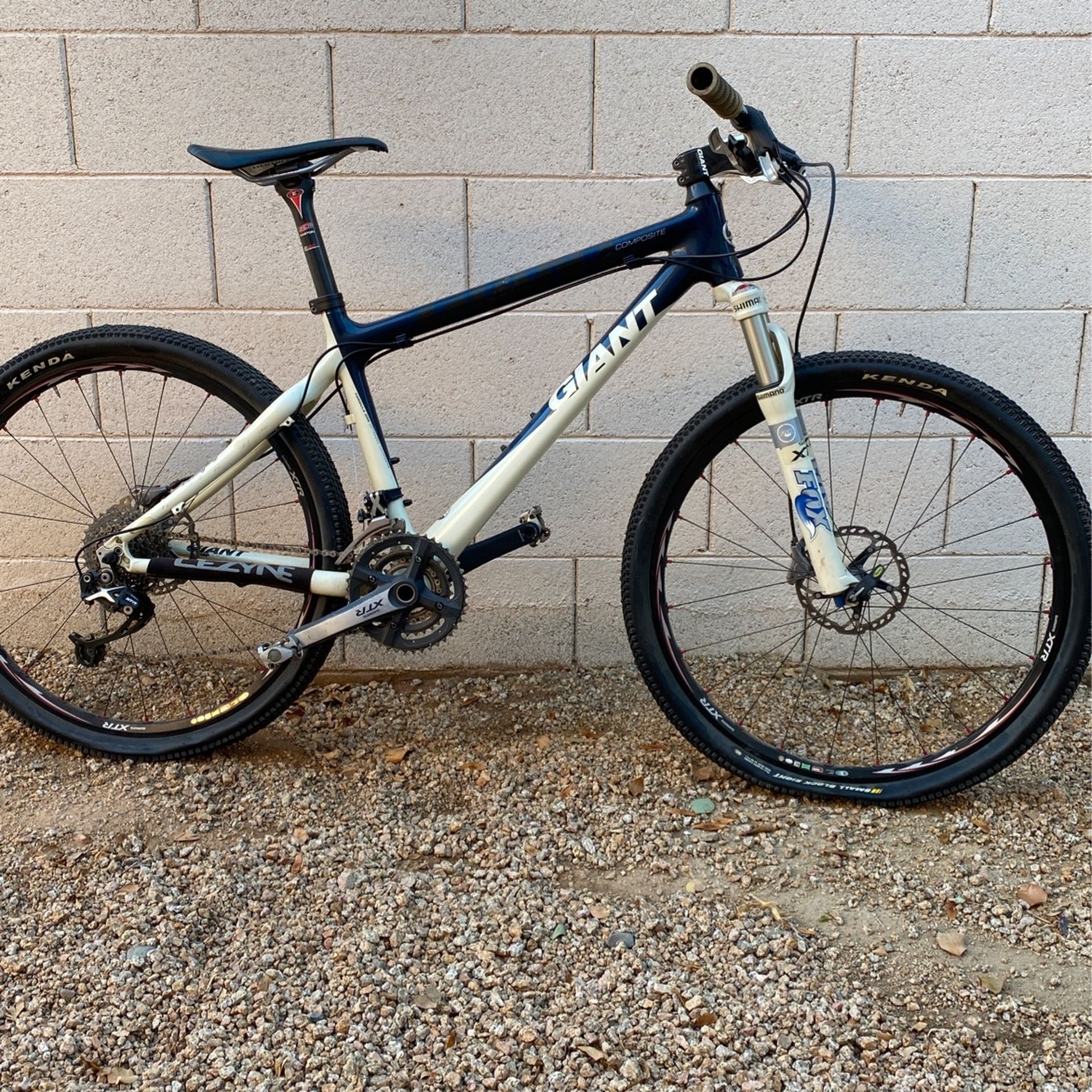 Giant Composite for Sale in Glendale, AZ - OfferUp