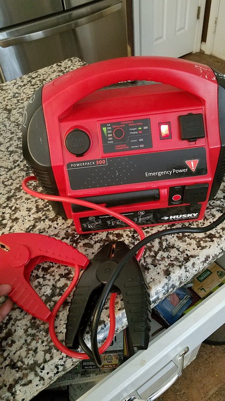 Husky Powerpack 300 Jump a vehicle and tire inflate for Sale in ...