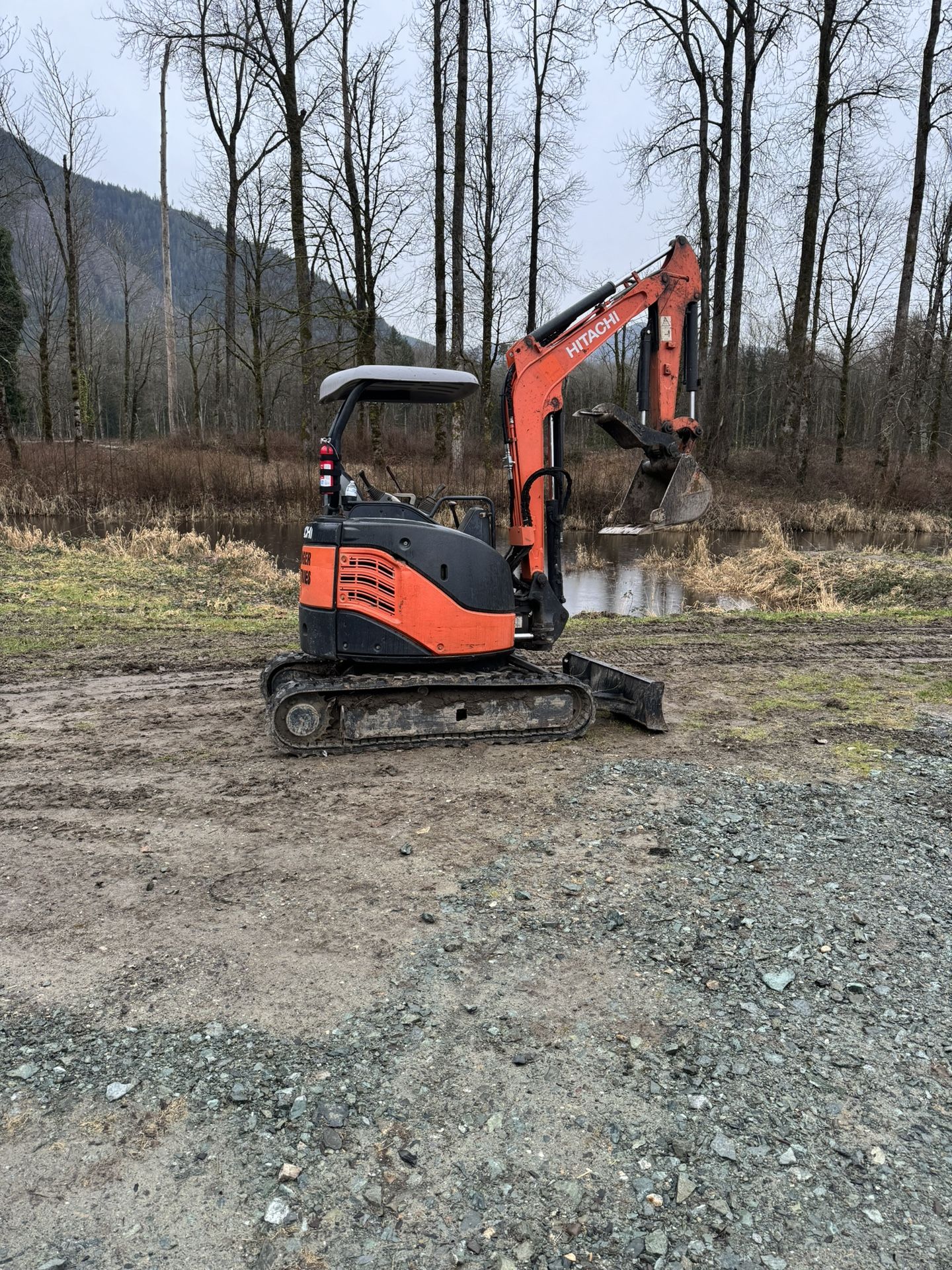 2012 Hitachi Zaxis 30u Interstate 16k Trailer for Sale in Hamilton, WA ...