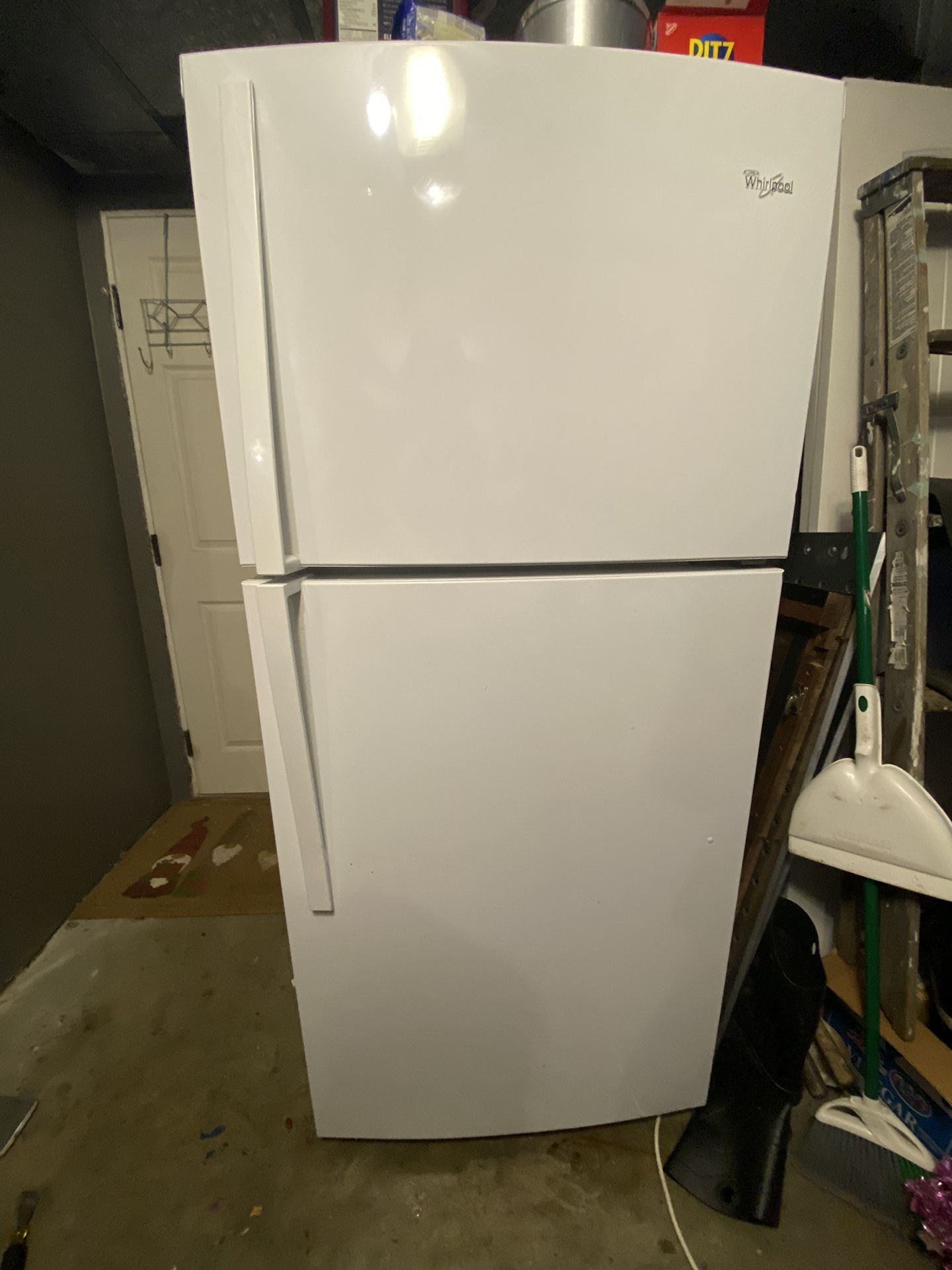Refrigerator for Sale in Woodway, WA - OfferUp