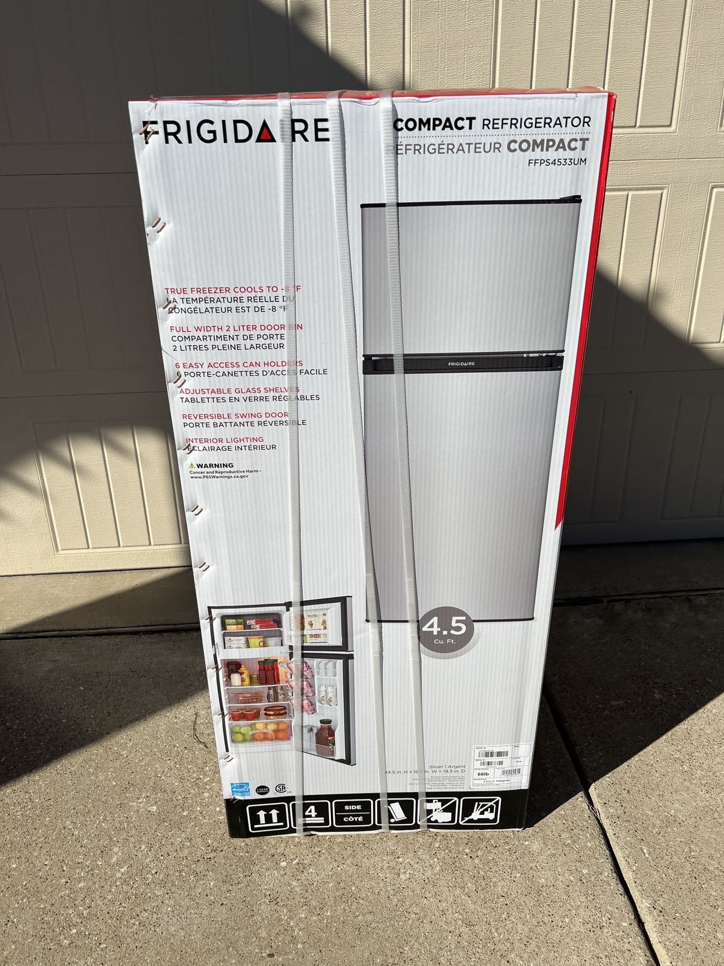 New In Box Frigidaire 4.5 Cu Ft Mini Fridge w/ Freezer for Sale in ...