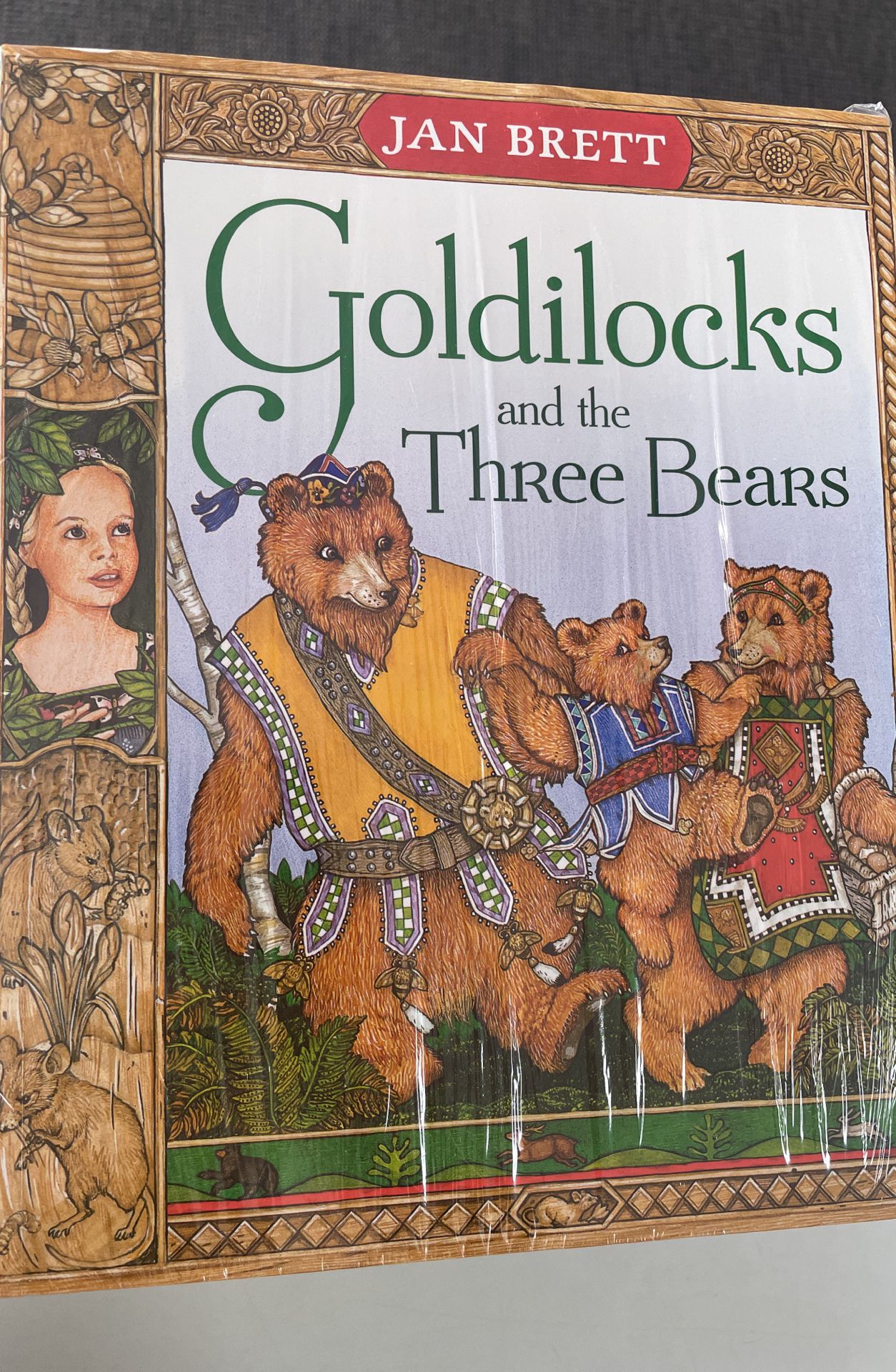 Goldilocks And The Three Bears Jan Brett