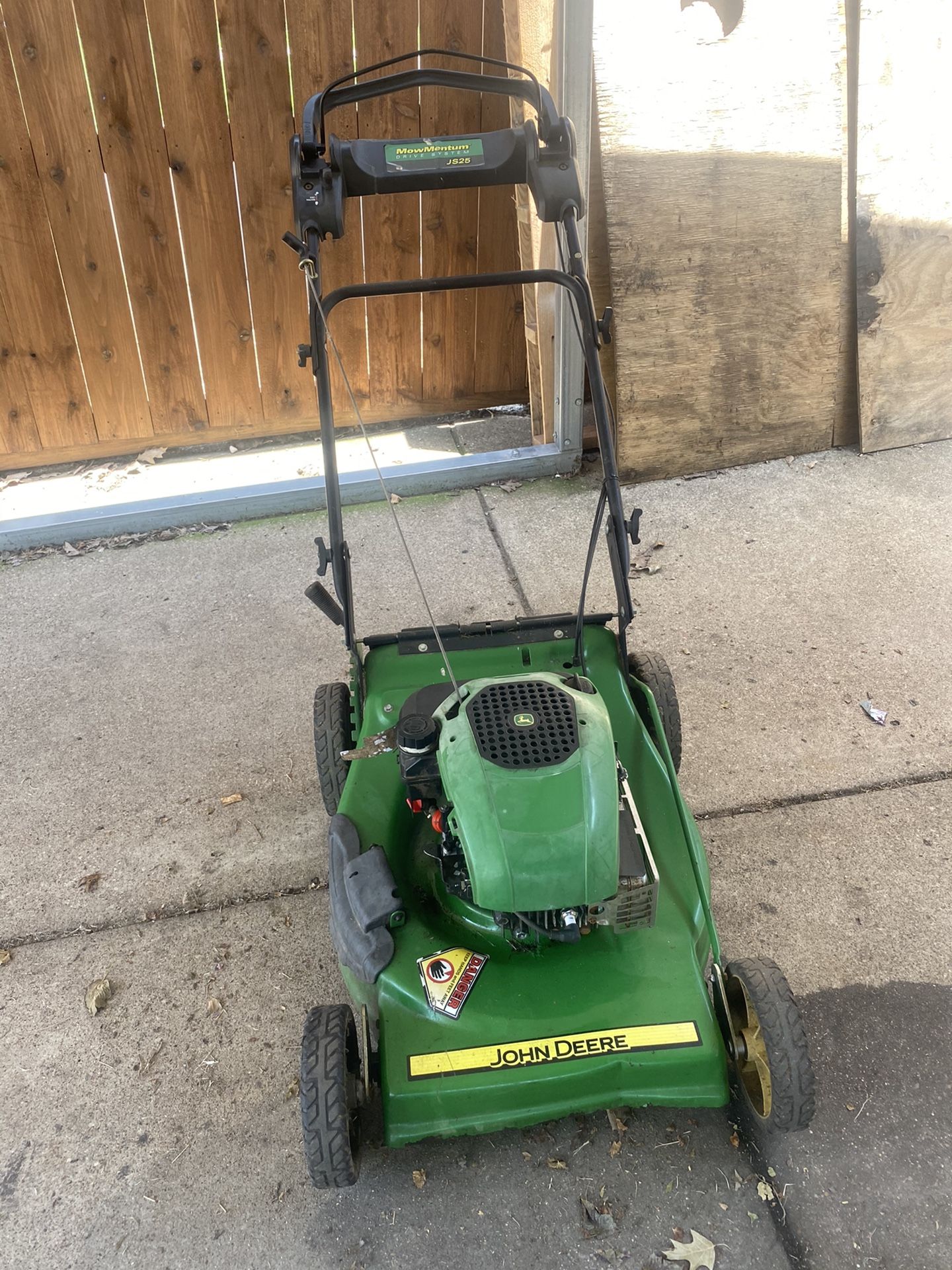 John Deere JS25 Push Mower for Sale in Lewisville, TX - OfferUp