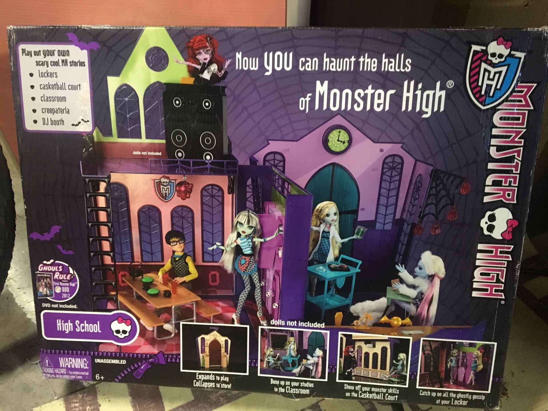 New Monster High Doll House