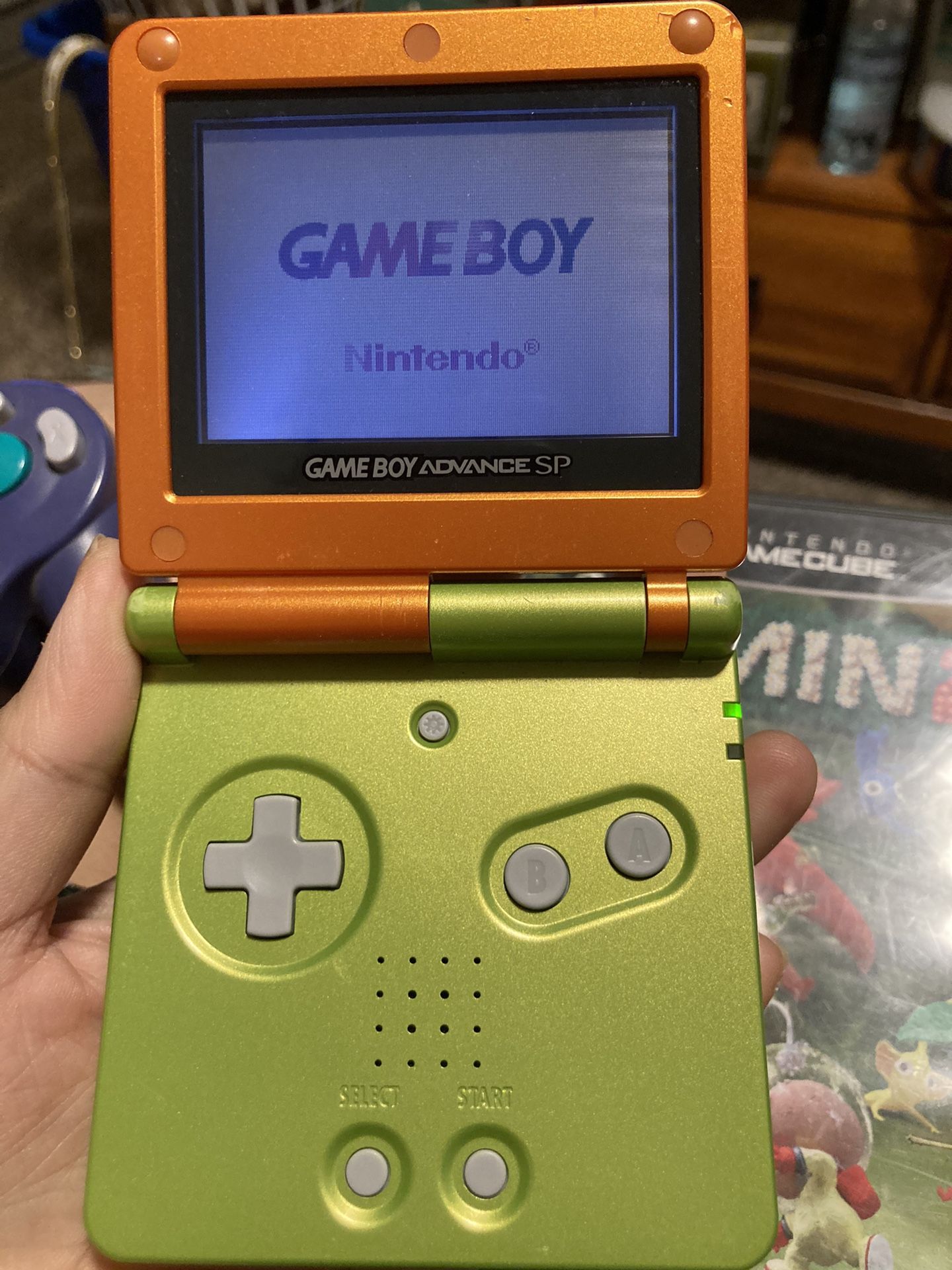 Shrek-colored gameboy SP for Sale in Tigard, OR - OfferUp