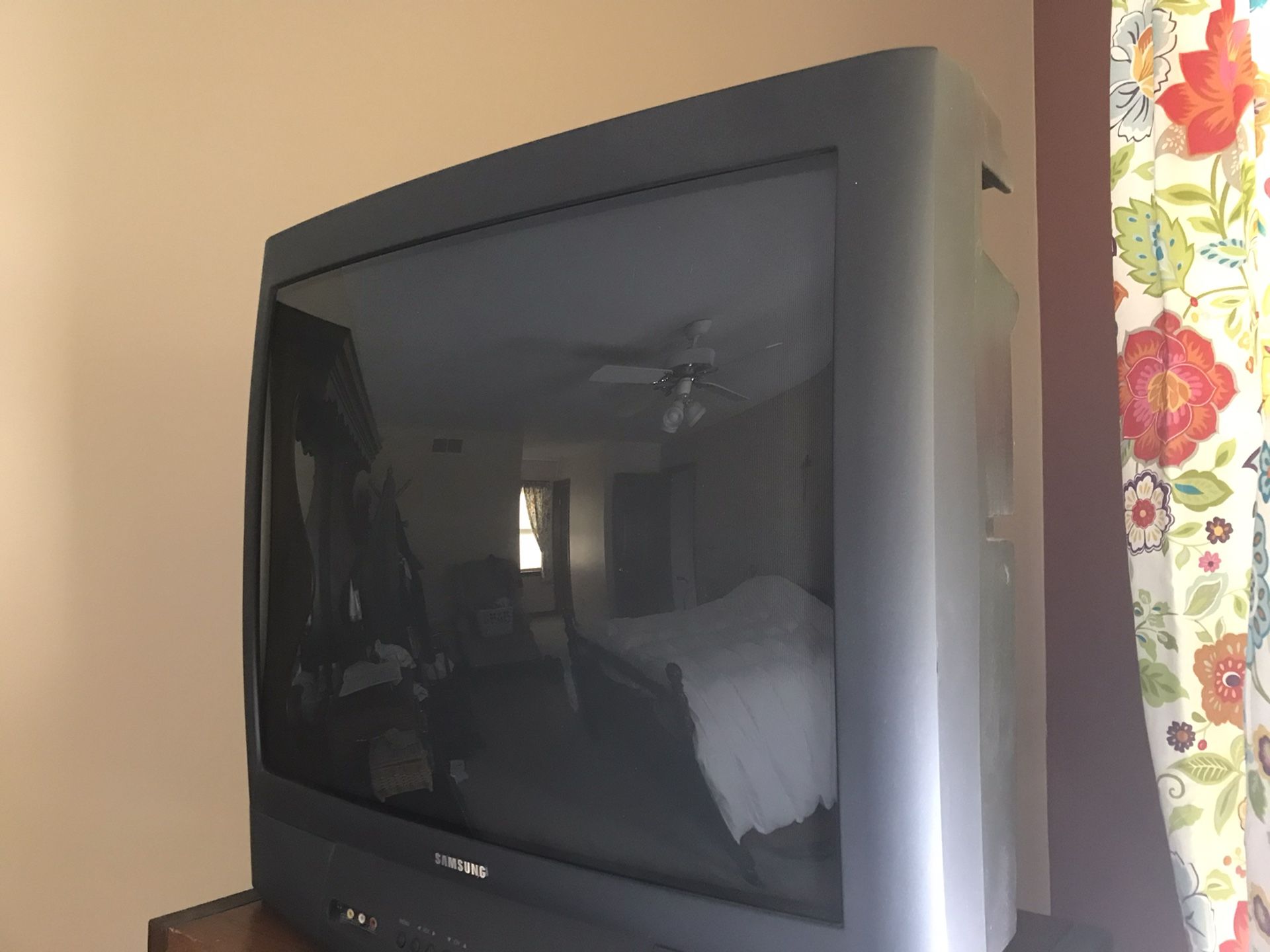 Samsung CRT TV for Sale in Crosswicks, NJ - OfferUp