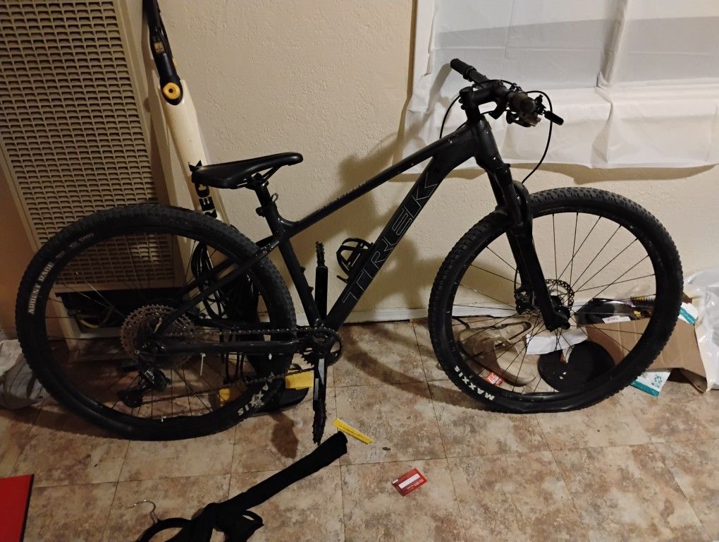 TREK (brand New) 3,000 Original 250 $$ OBO for Sale in El Paso, TX ...