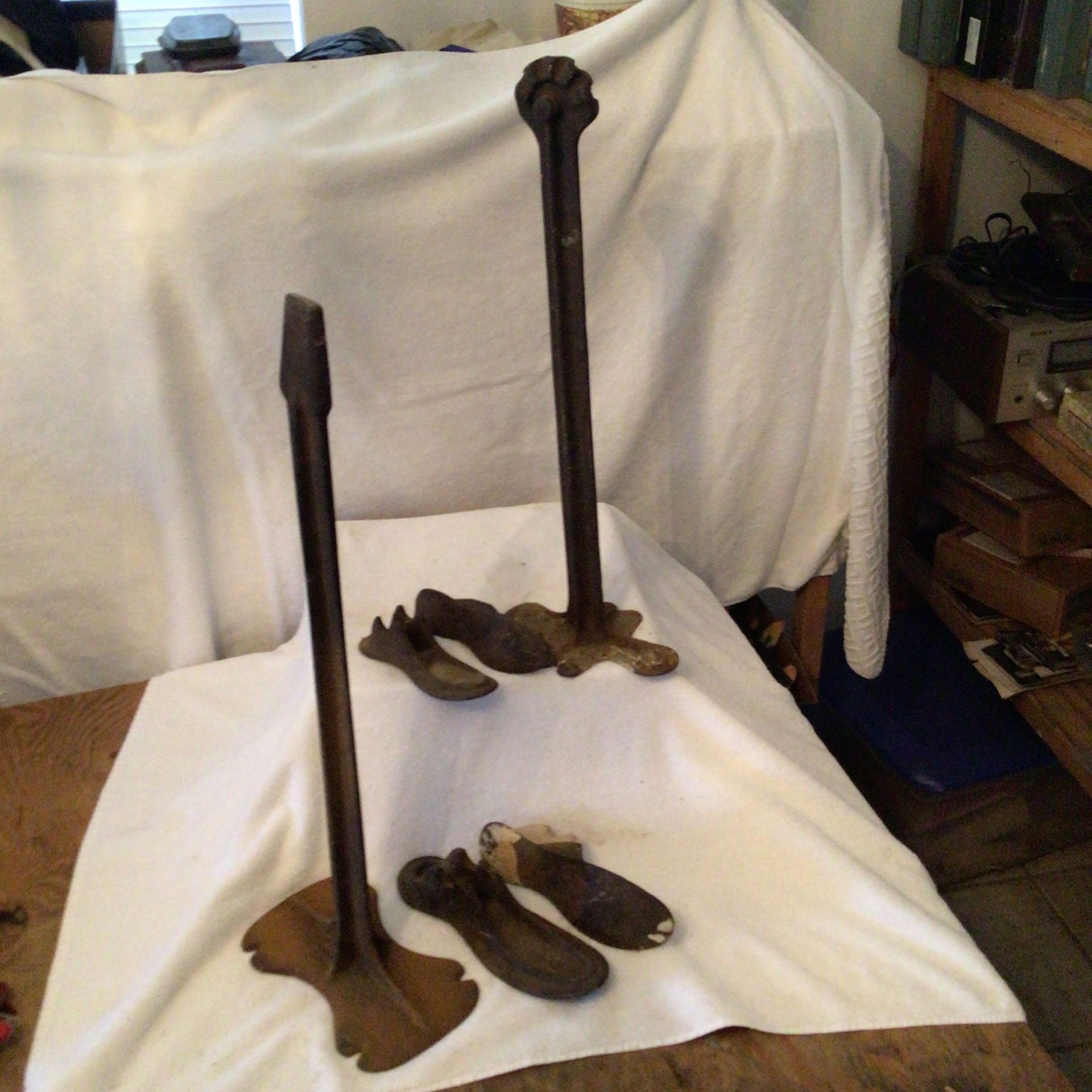 Cast Iron Cobblers Shoe Repair Anvil With Forms for Sale in Miami, FL ...