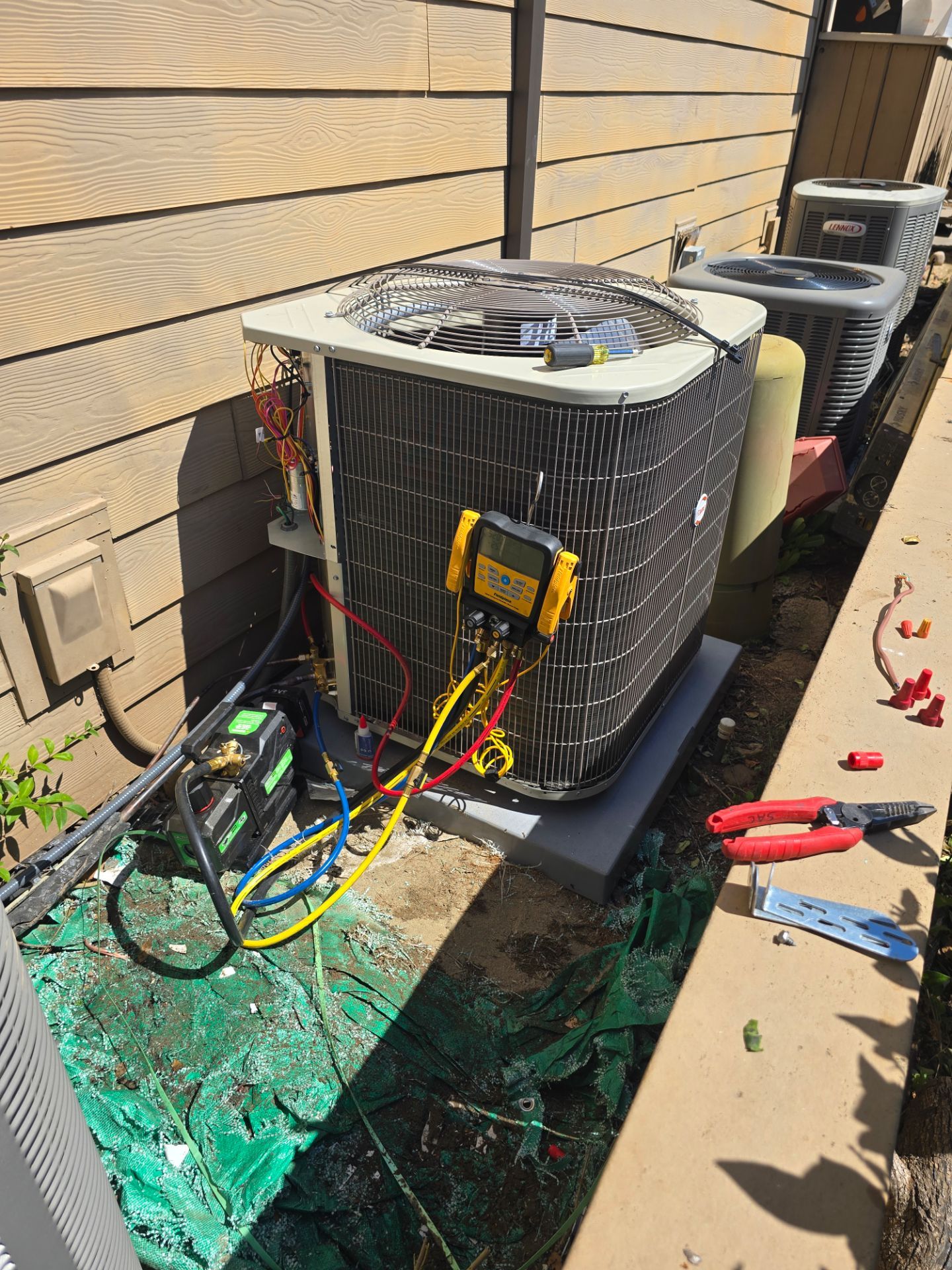 New Air Conditioning Units- Carrier , Goodman, Lennox for Sale in ...