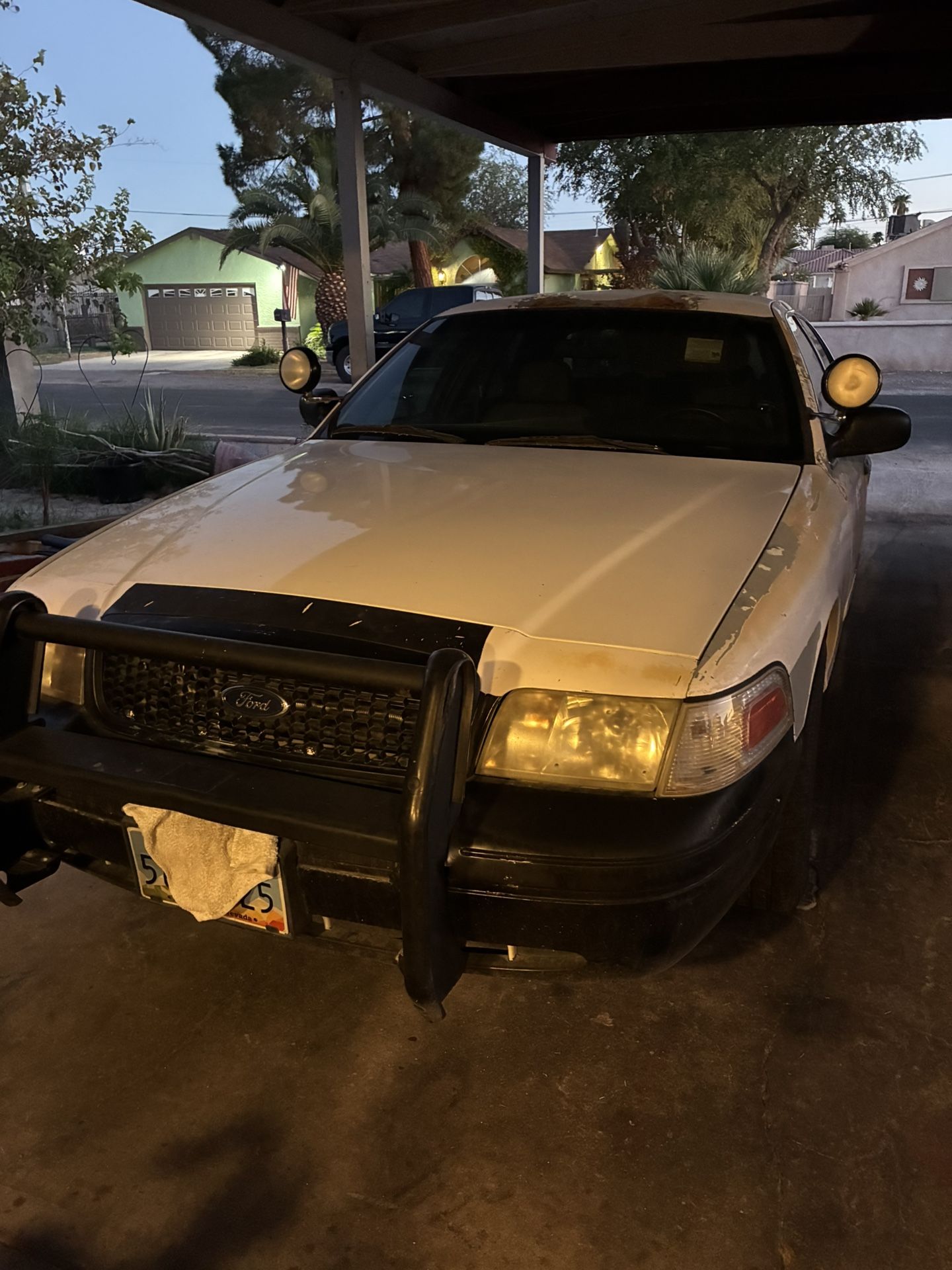 2008 Ford Crown Victoria for Sale in Las Vegas, NV - OfferUp