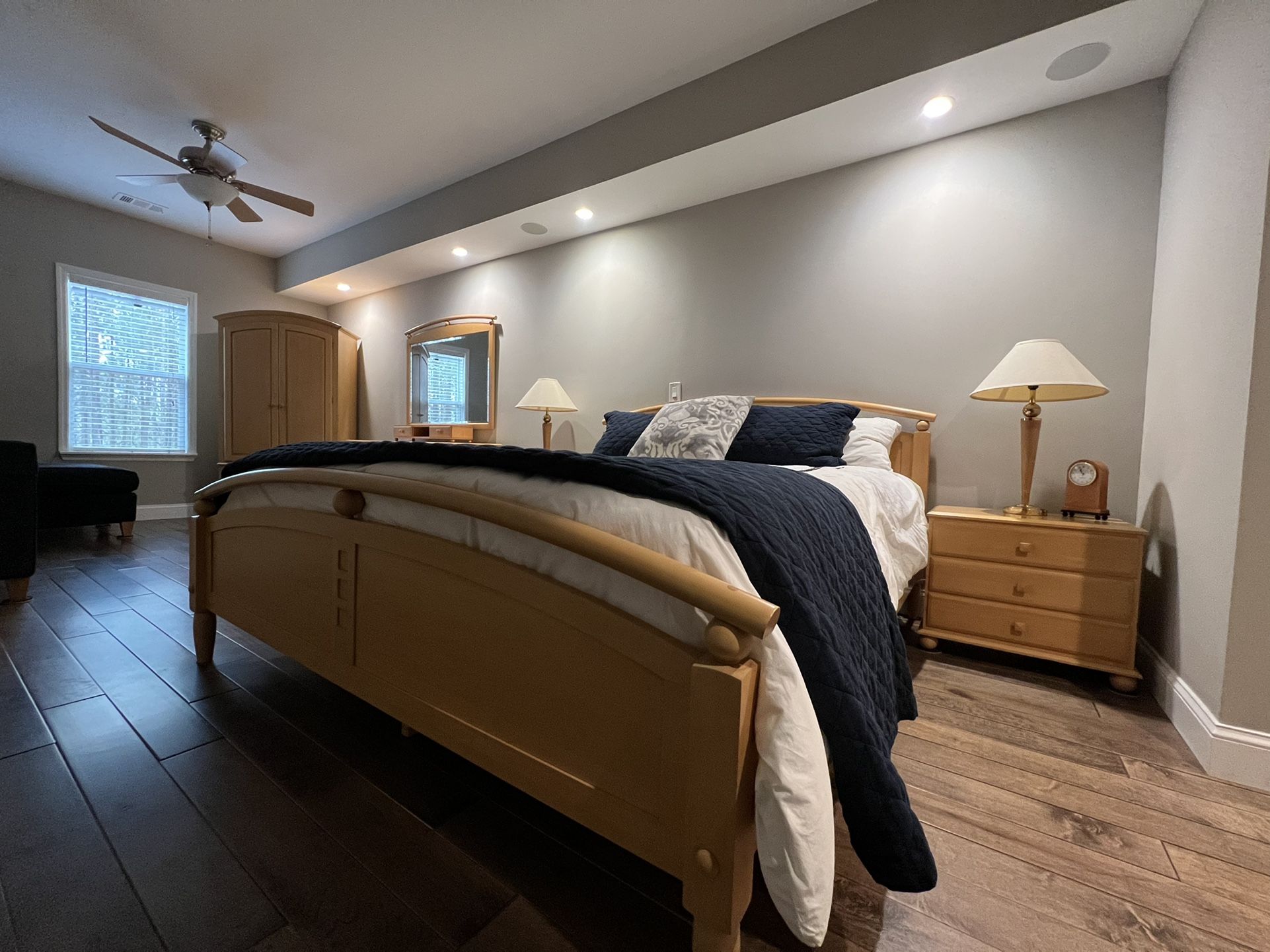 Ethan Allen - American Dimensions Bedroom Set for Sale in Suwanee, GA ...
