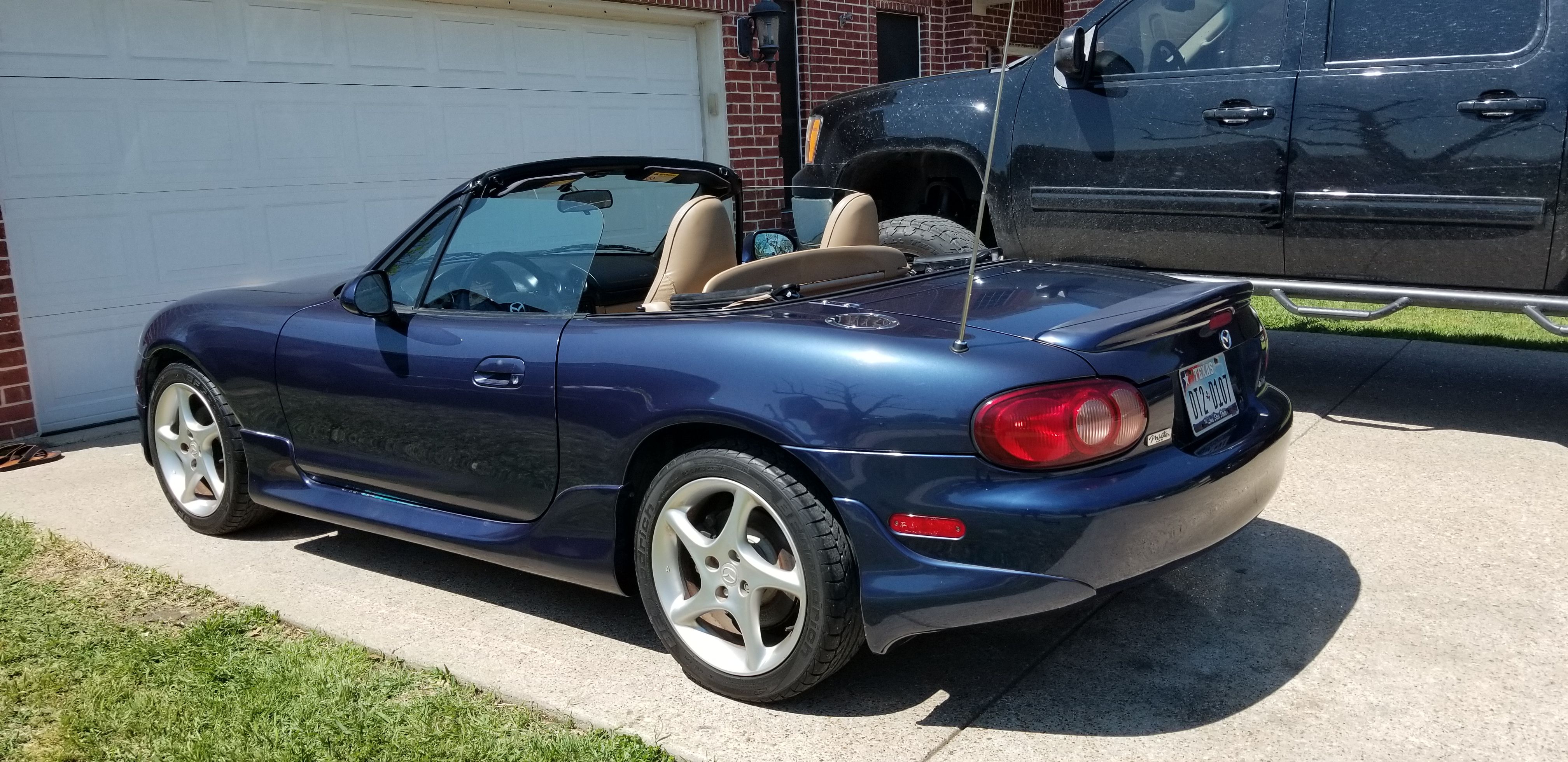 2001 Mazda Miata Convertible for Sale in Arlington, TX - OfferUp