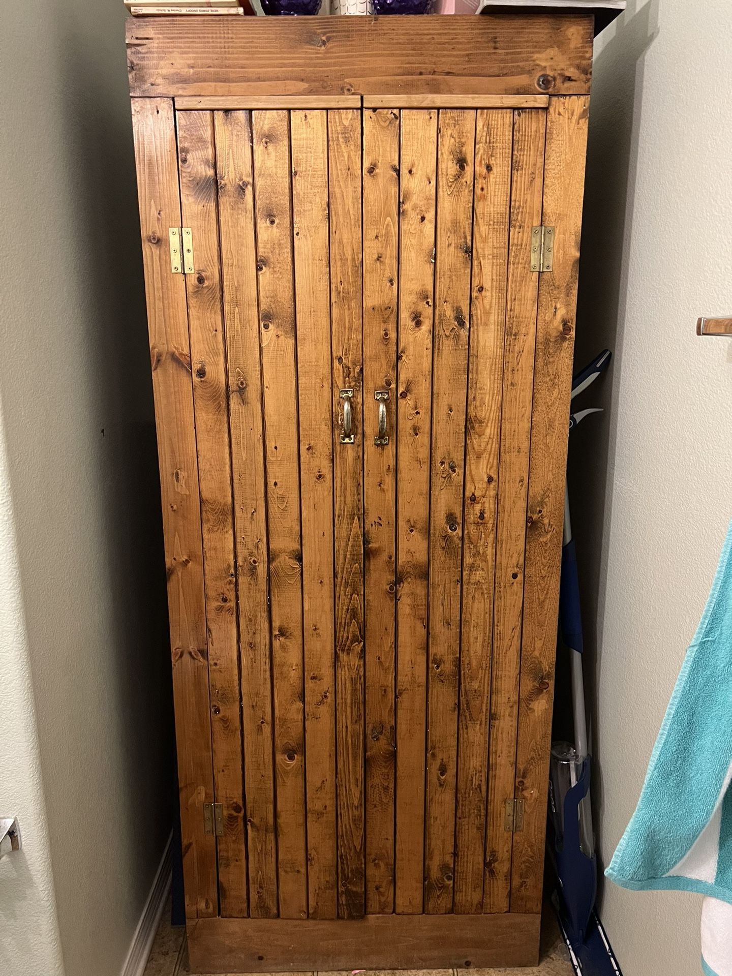 Wall Locker for Sale in Lake Elsinore, CA - OfferUp
