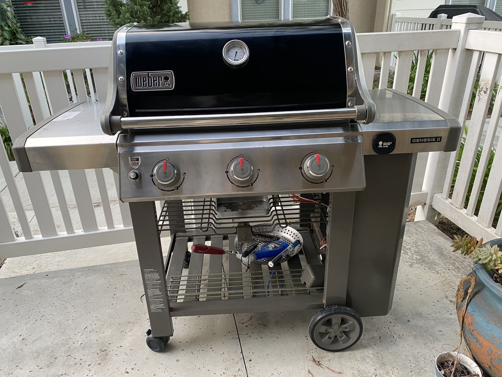 Weber Genesis II iGrill3 for Sale in Oxnard, CA - OfferUp