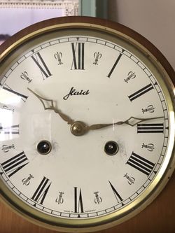 MANTEL CLOCK JEAID VINTAGE ROMAN CHIME GERMANY for Sale in Bakersfield ...