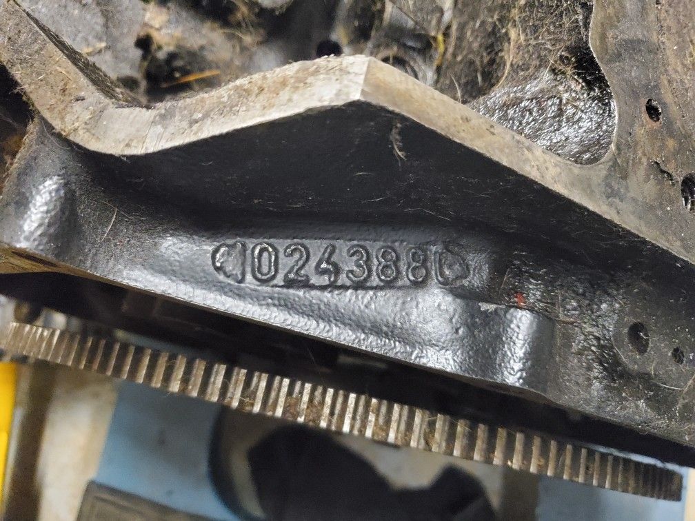 Small Block 350 / 5.7 SBC 4 Bolt Main Standard Bore Short Block 880 ...