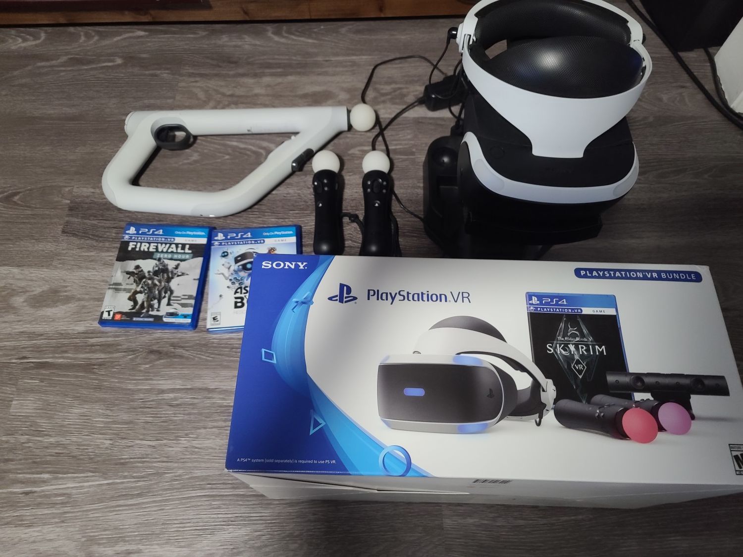 PSVR v2 (HDMI 2.0 pass through for 4k) includes ps5 camera adapter with ...