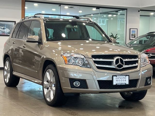 Motoros Balesetben Halt Meg A Bukósisak-törvények Ellen Harcoló ...