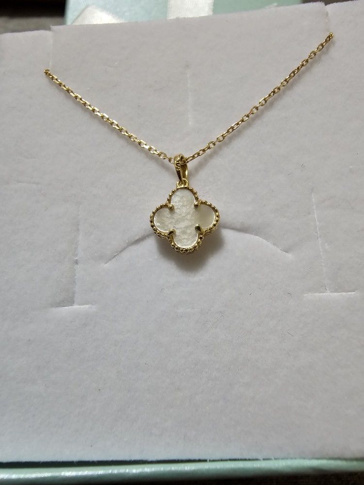 VCA Set Mother Of Pearl for Sale in Henderson, NV - OfferUp