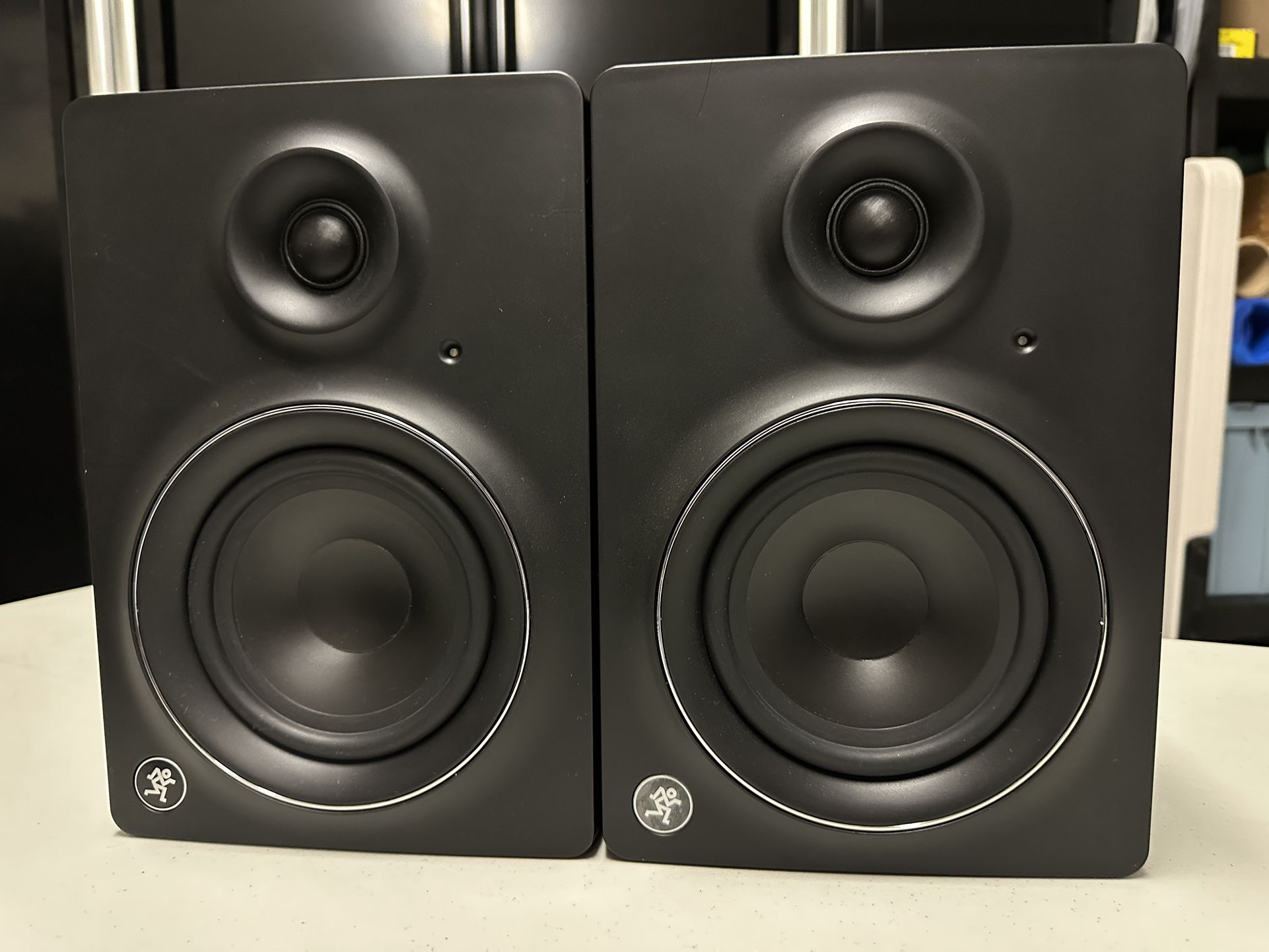 Mackie MR5 mk2 powered studio monitors - Pair for Sale in Ontario, CA ...