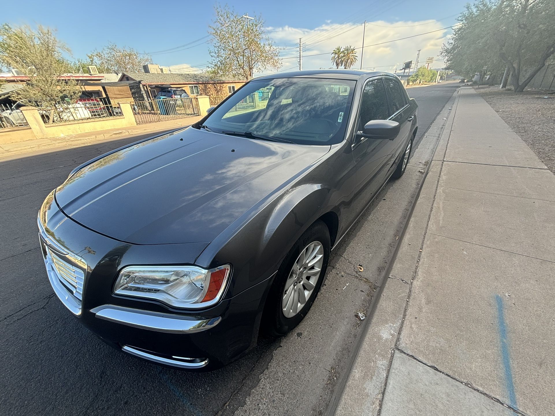 2014 Chrysler 300 for Sale in Phoenix, AZ - OfferUp