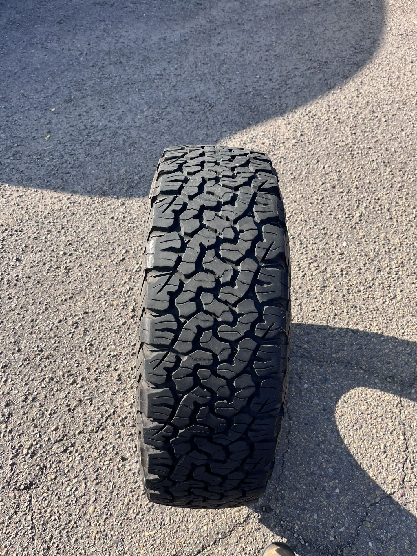 BFGoodrich All Terrain T/A KO2 17” Tire for Sale in San Diego, CA - OfferUp