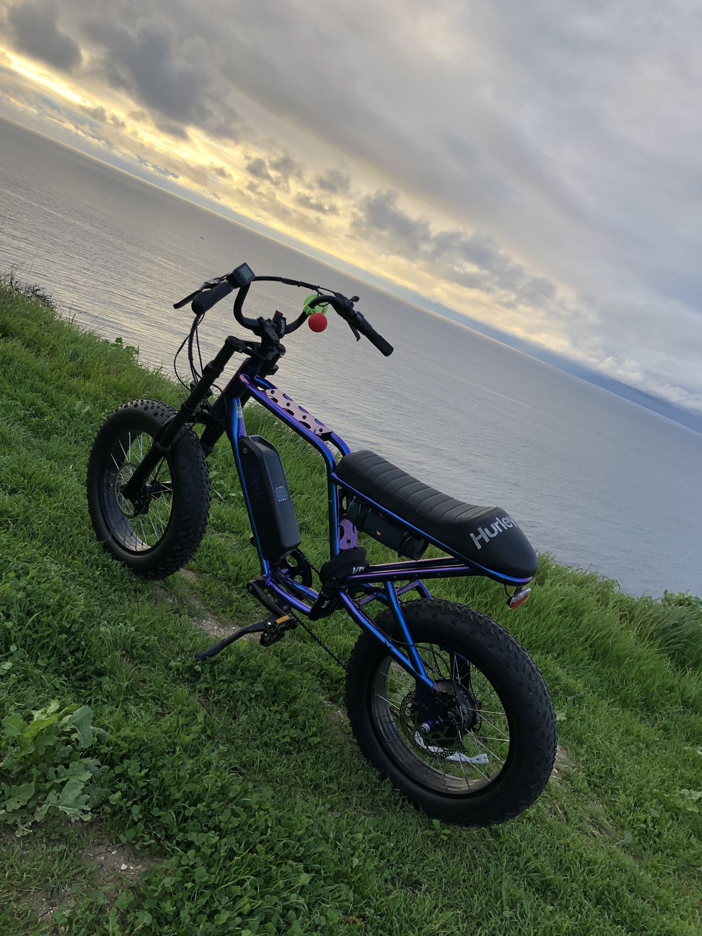 Hurley Mini Swell for Sale in Wilmington, CA - OfferUp