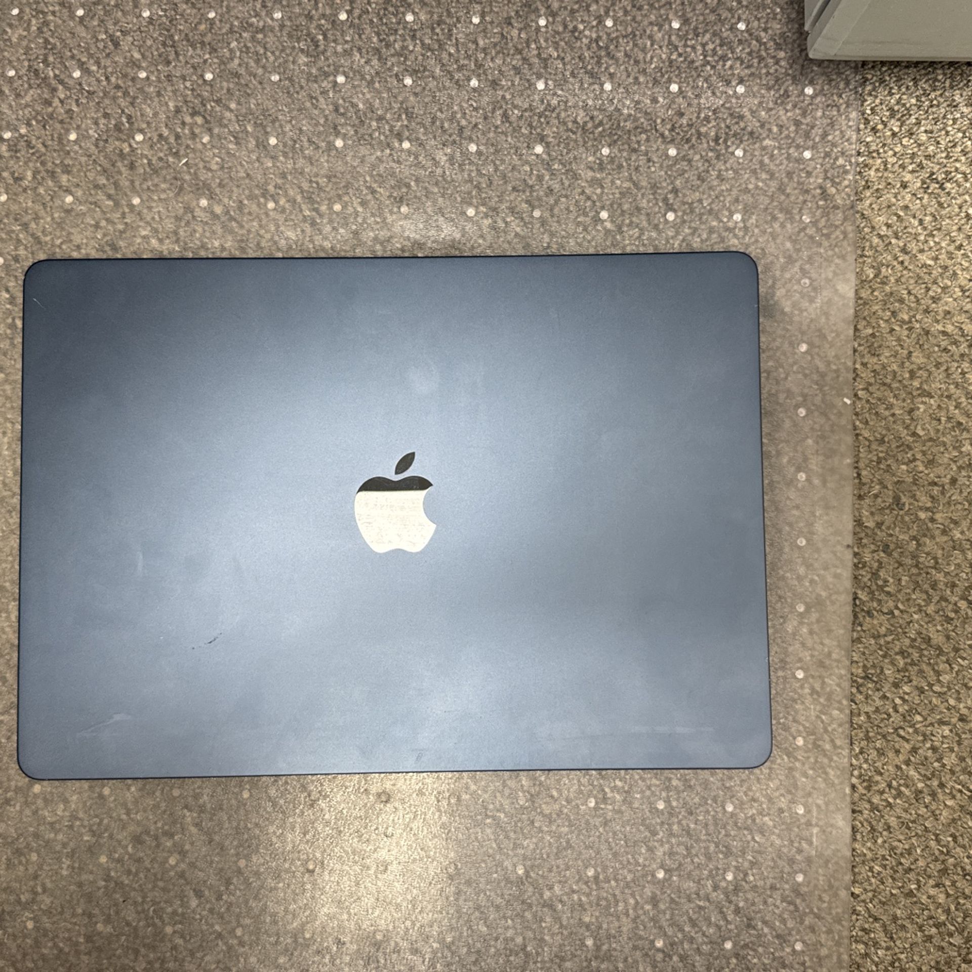 Apple MacBook Air 15” Model A2941 for Sale in Oakland Park, FL - OfferUp