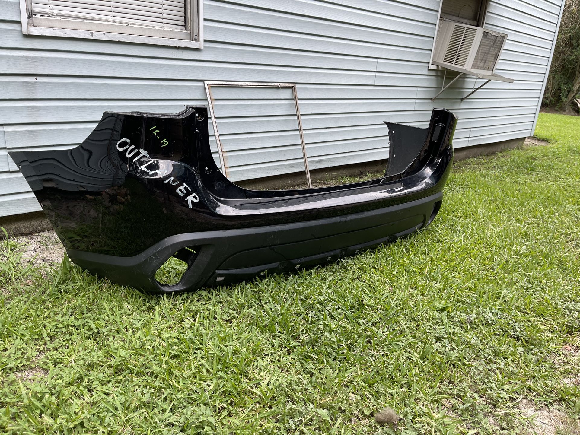 2016-2017-2018-2019 Mitsubishi Outlander Rear Bumper for Sale in ...