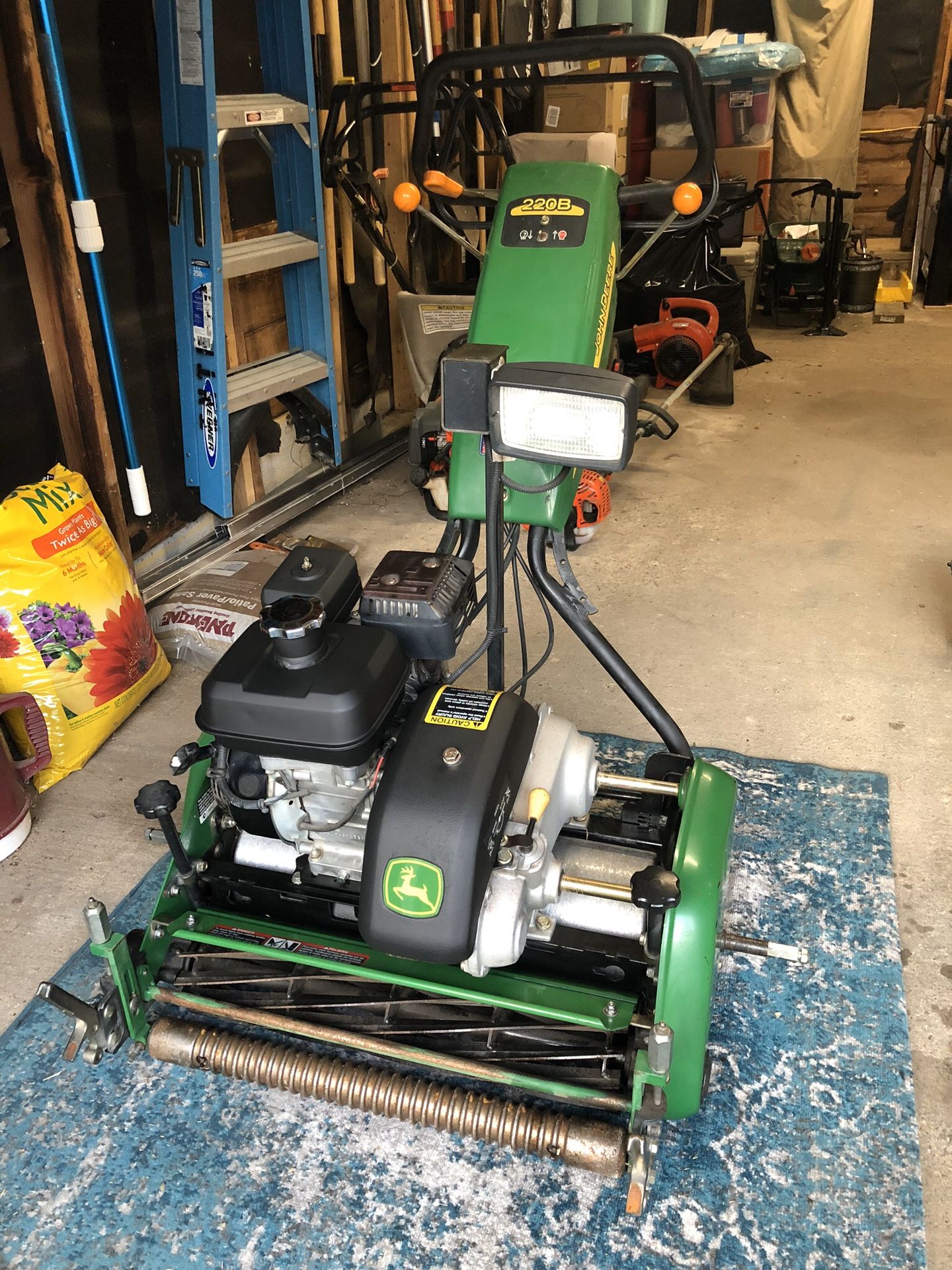 John Deere 220B Reel Mower for Sale in Rowlett, TX - OfferUp