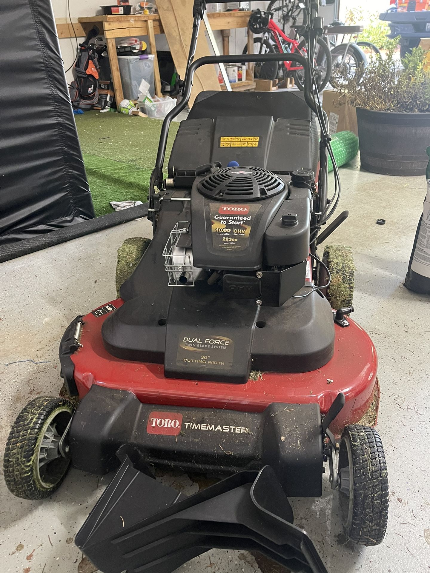 Toro Time master 30” Self Propelled Lawn Mower for Sale in Black ...