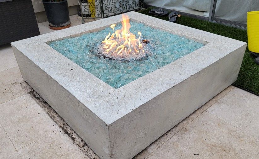 White Limestone Fire Pit (42"x42"x12") with Table (16"x16"×21") for ...