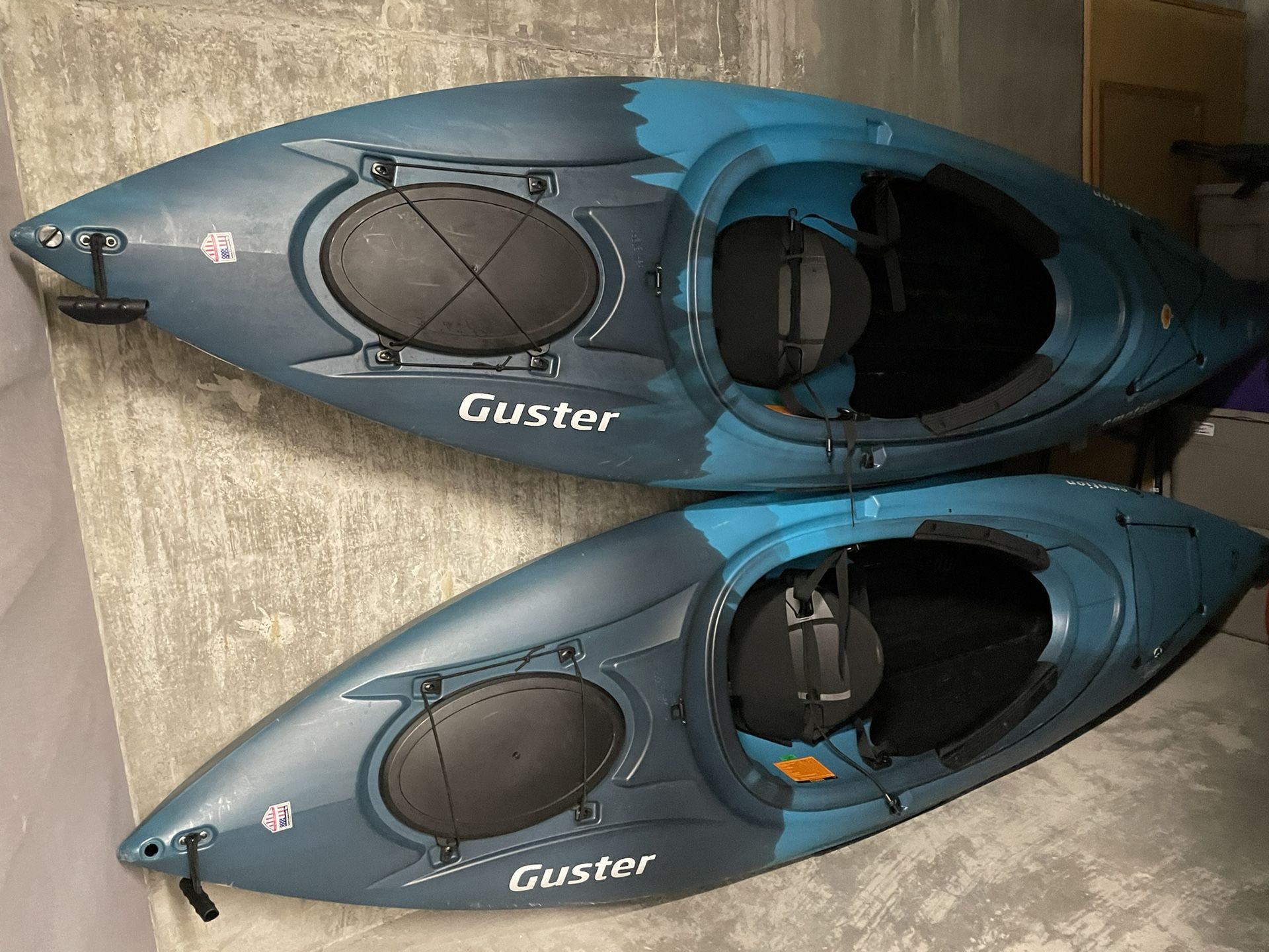 Two Emotion Guster Kayaks 10 FT W/ Double kayak rack for the top of the ...