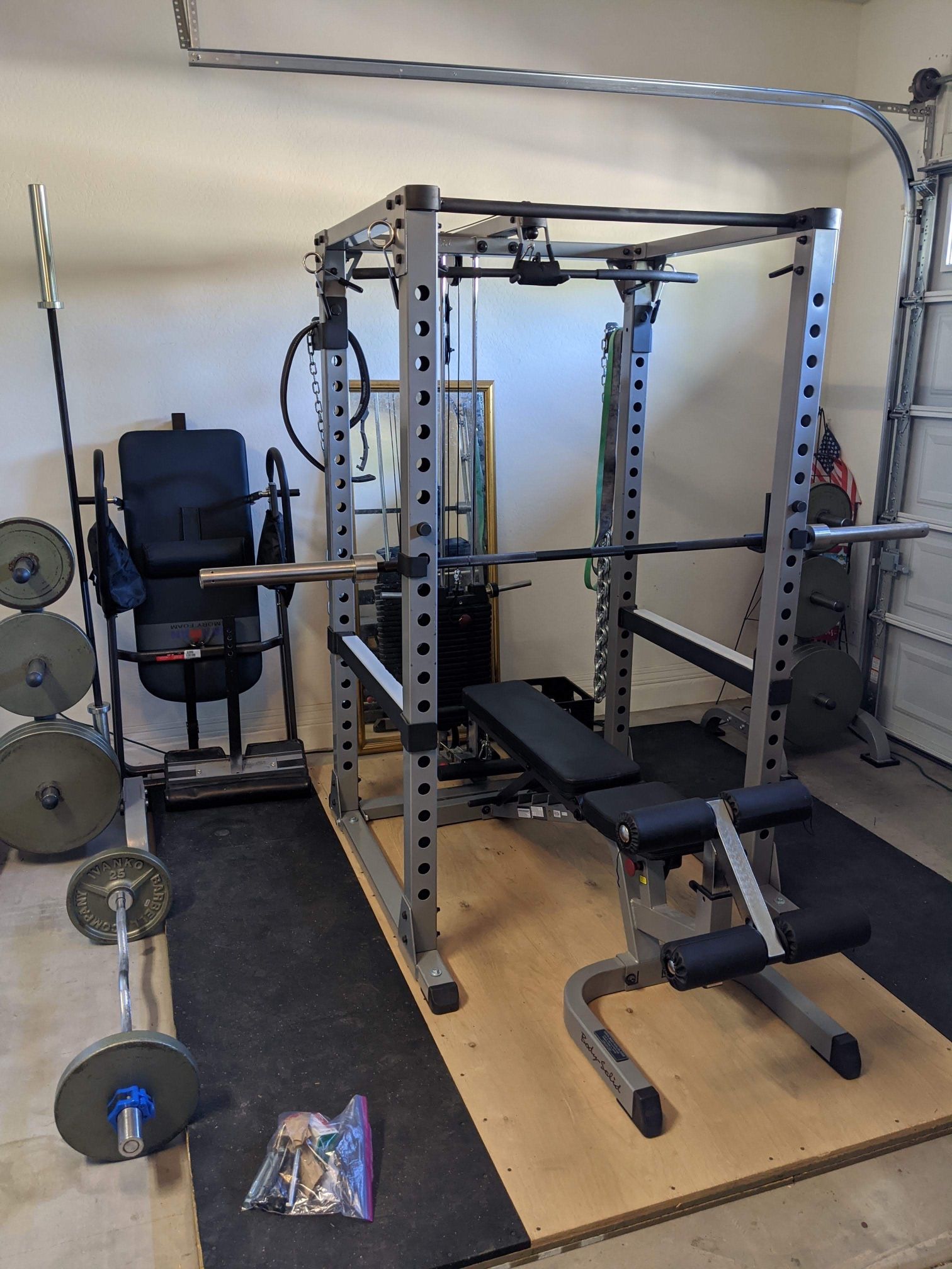 Body Solid Power Rack + Cable Pulldown / Lat Tower Home Gym Setup for ...