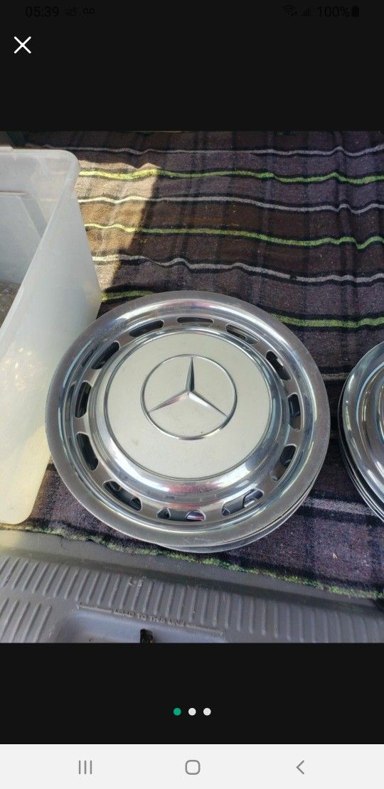 Mercedes Benz W108 To W123 15inch Vintage Hubcaps Set Of 4 120 FIRM NO ...