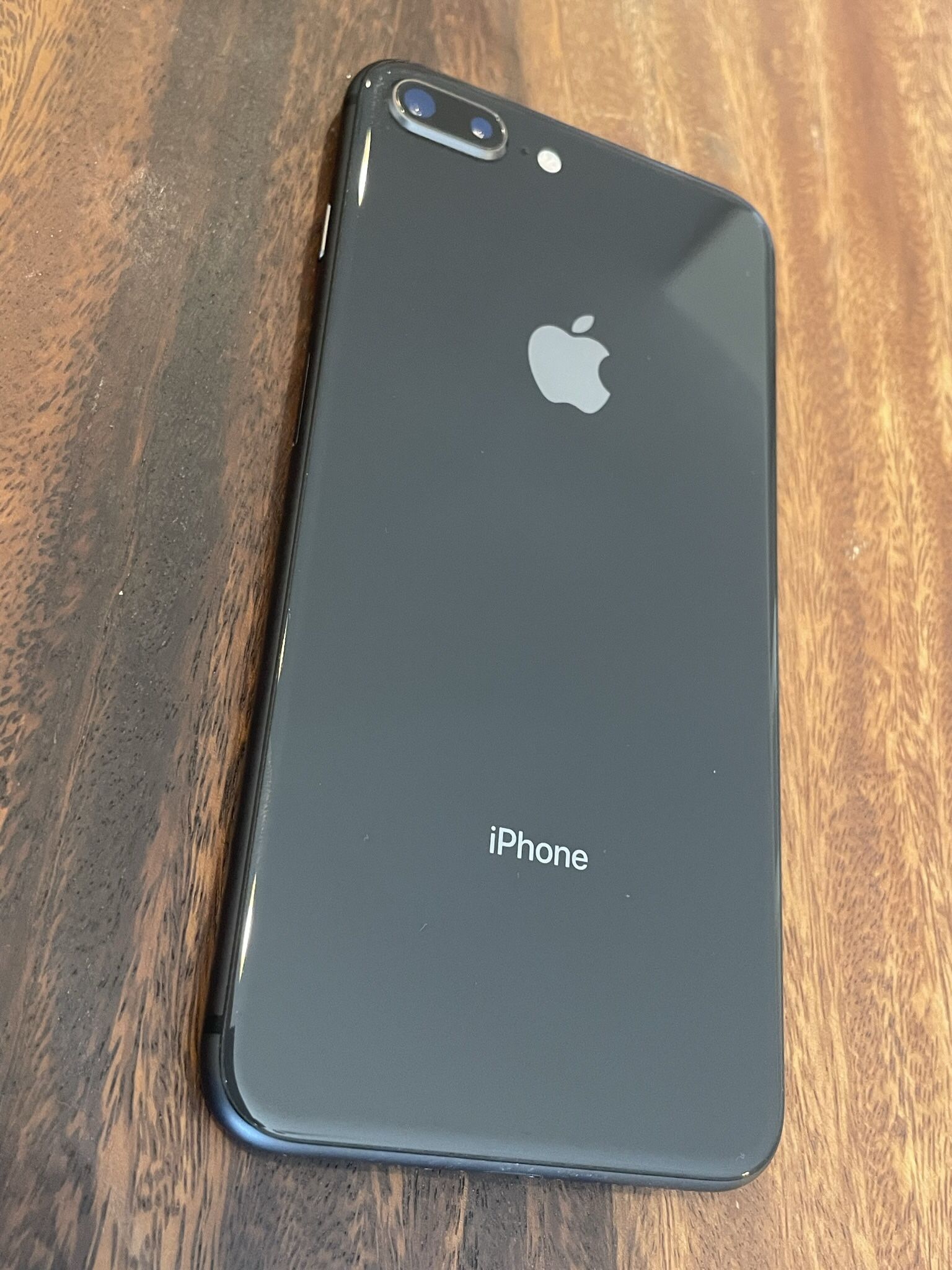 $199 Like NEW iPhone 8 Plus 64GB Factory Unlocked for Sale in Riverside ...