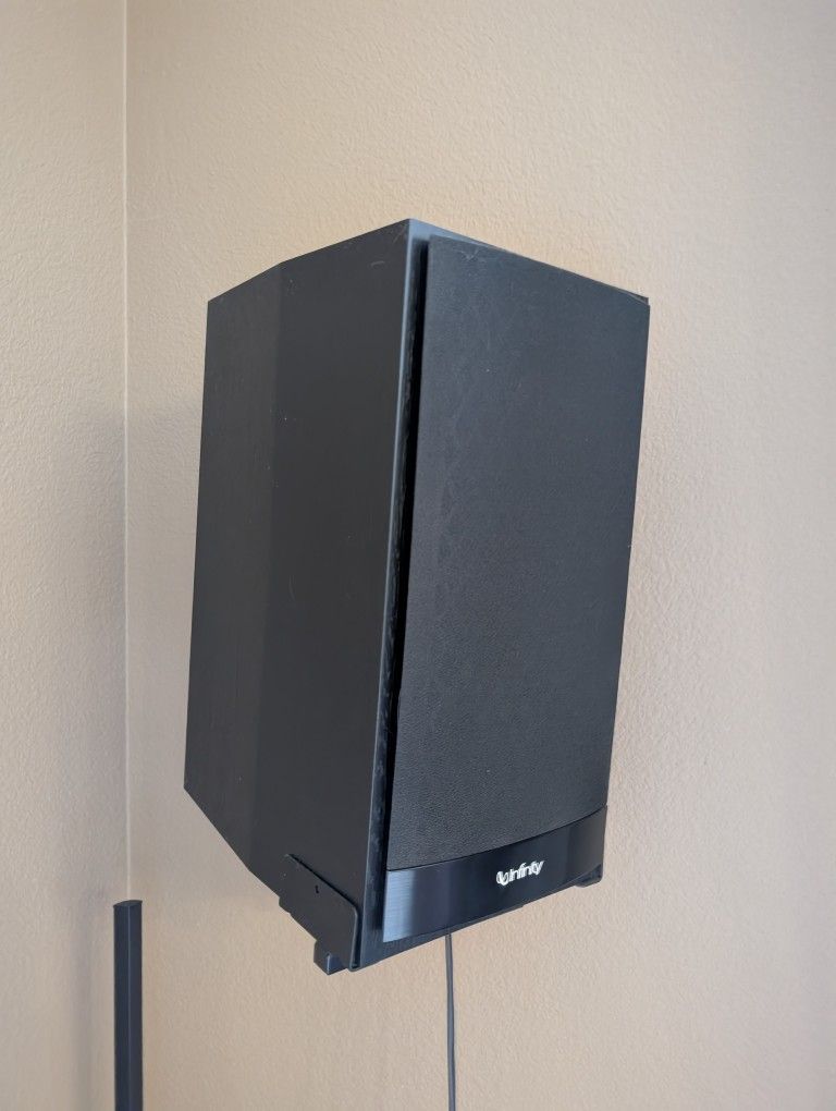 Infinity R162 Reference Bookshelf Speakers (Pair) for Sale in San Jose ...