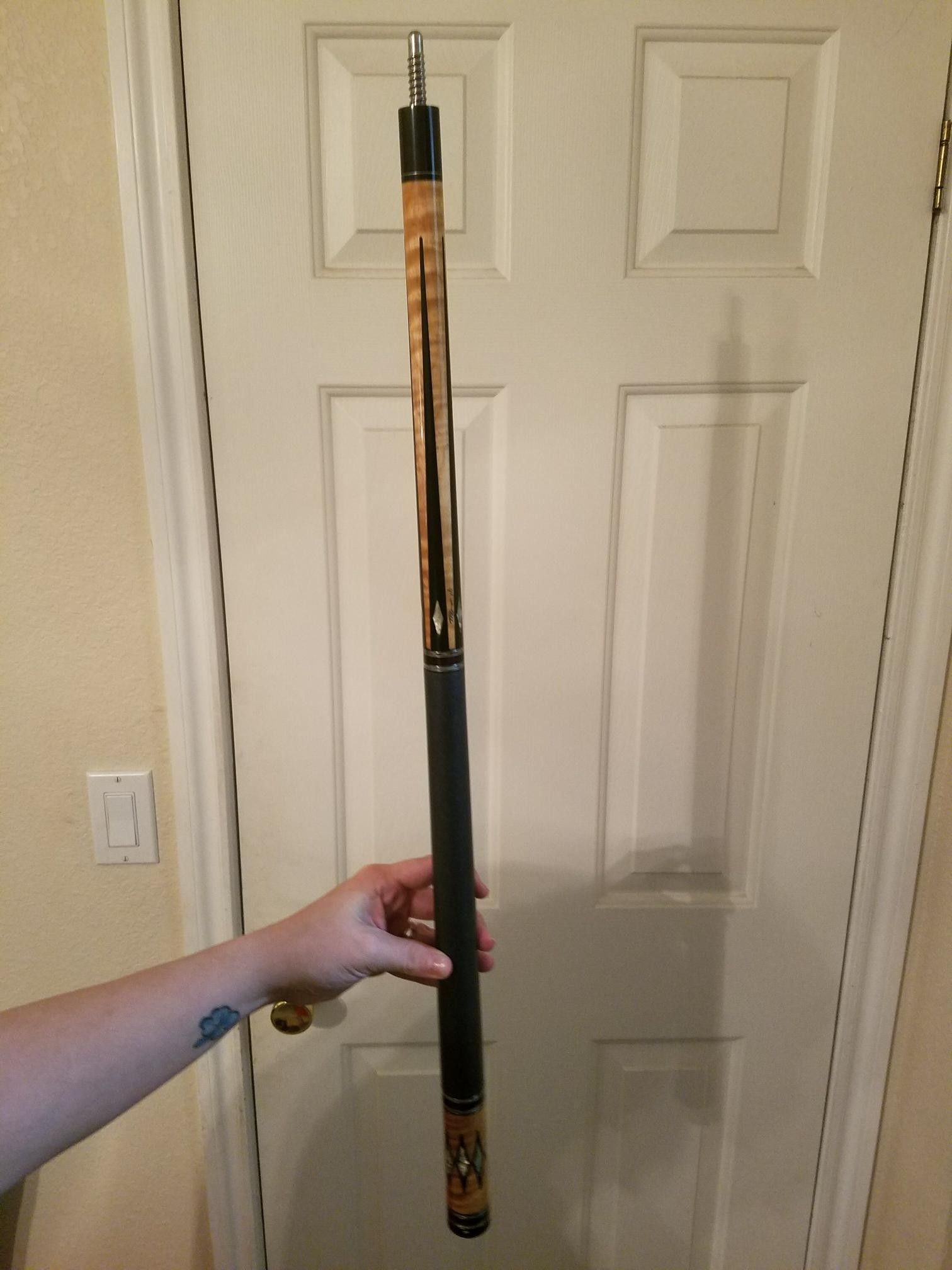 Dale Perry Custom Signed Pool Cue for Sale in San Marcos, TX - OfferUp