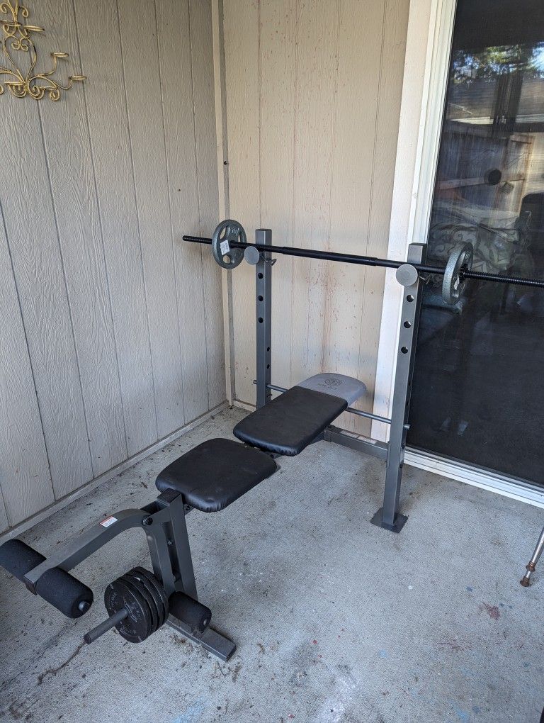 Weight Bench With Weights for Sale in Graham, WA - OfferUp
