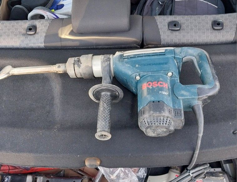 Bosch Hammer 11247 for Sale in Irvine, CA - OfferUp