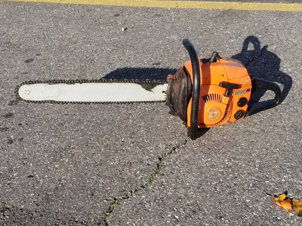 Husqvarna L77 for Sale in Denver, CO - OfferUp