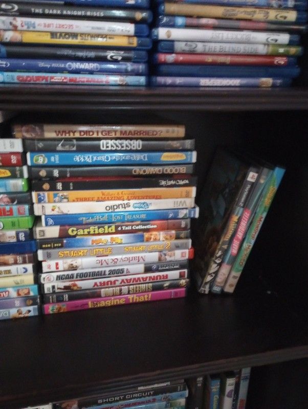 Blue Ray's And Dvds for Sale in Edmond, OK - OfferUp