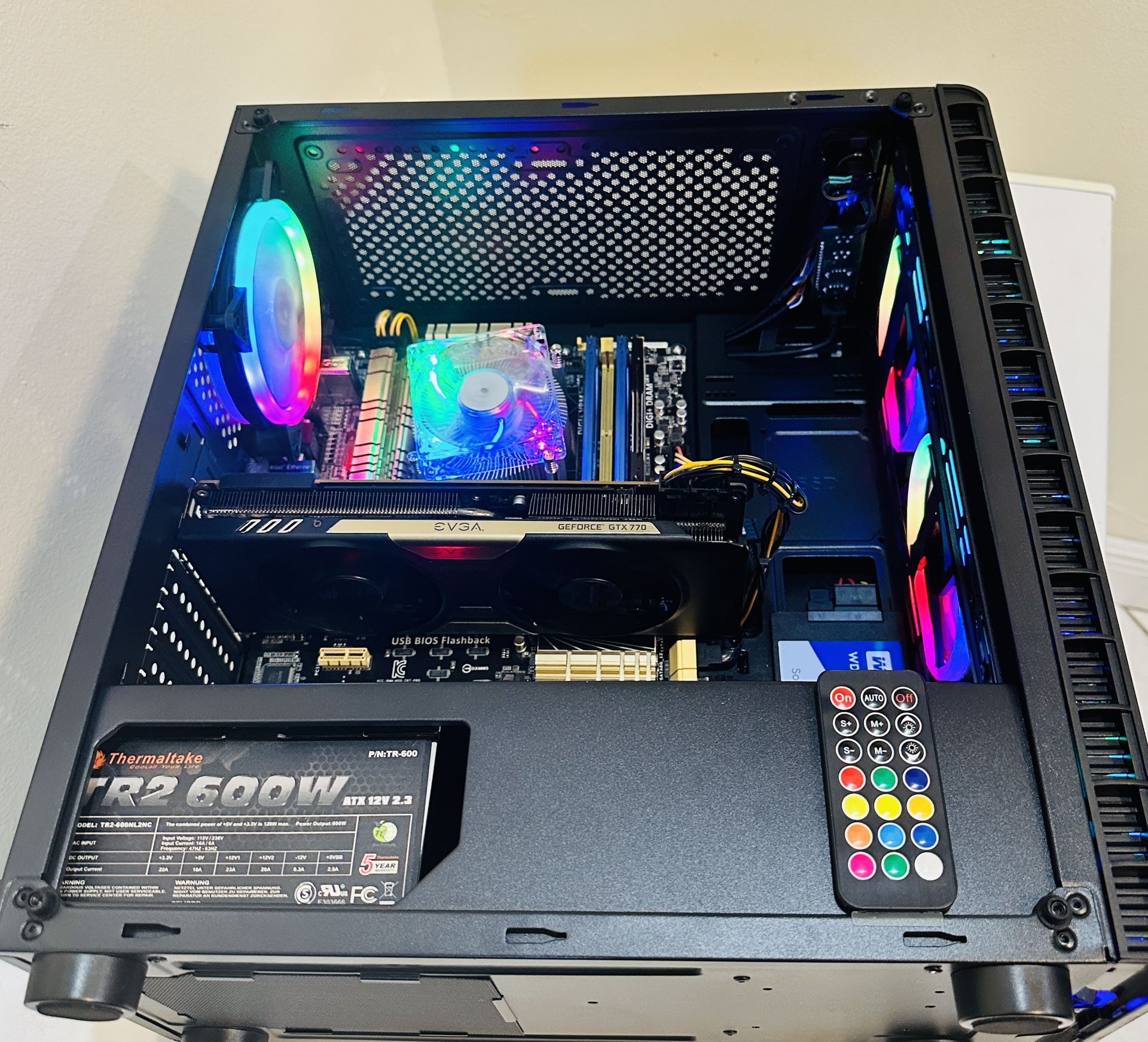 NEW ASUS Gaming PC 8 Core I7 @3,4GHz. NVidia GTX770. 250G SSD/3T HDD ...