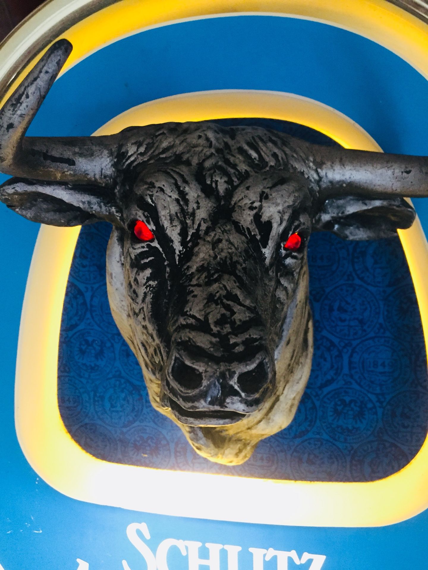 Schlitz Bull