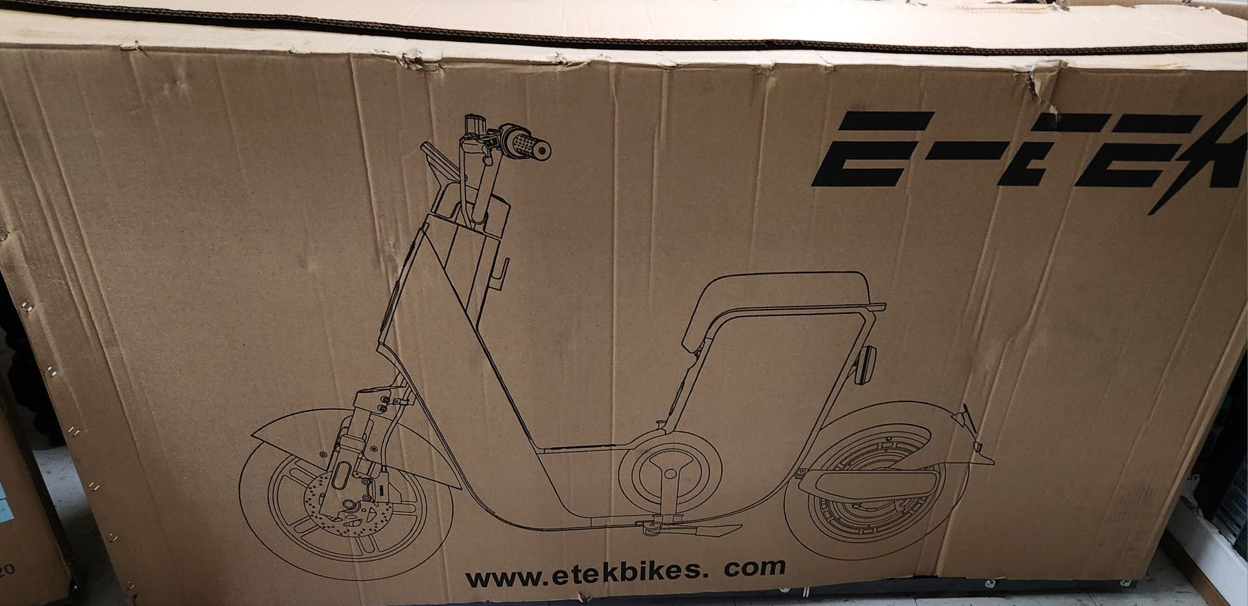 E-TEK SCOUT V7 GRAY Wiht Basket for Sale in Miami, FL - OfferUp