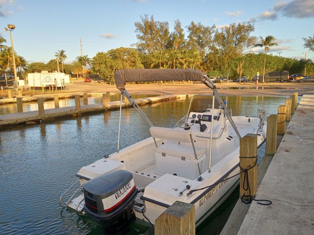 1996 Sunbird Neptune 18 ft Open fish , Center console for Sale in North ...