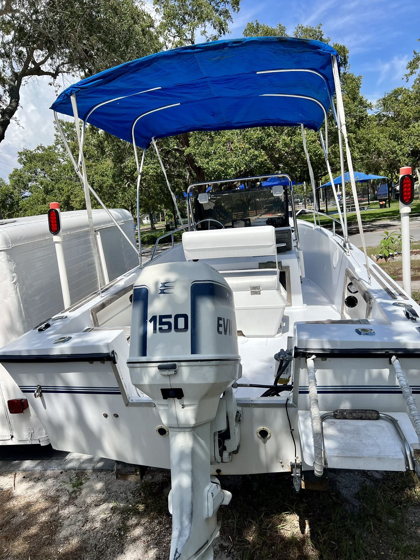 1986 17ft Proline Center Console W/ 150hp Evinrude for Sale in St ...