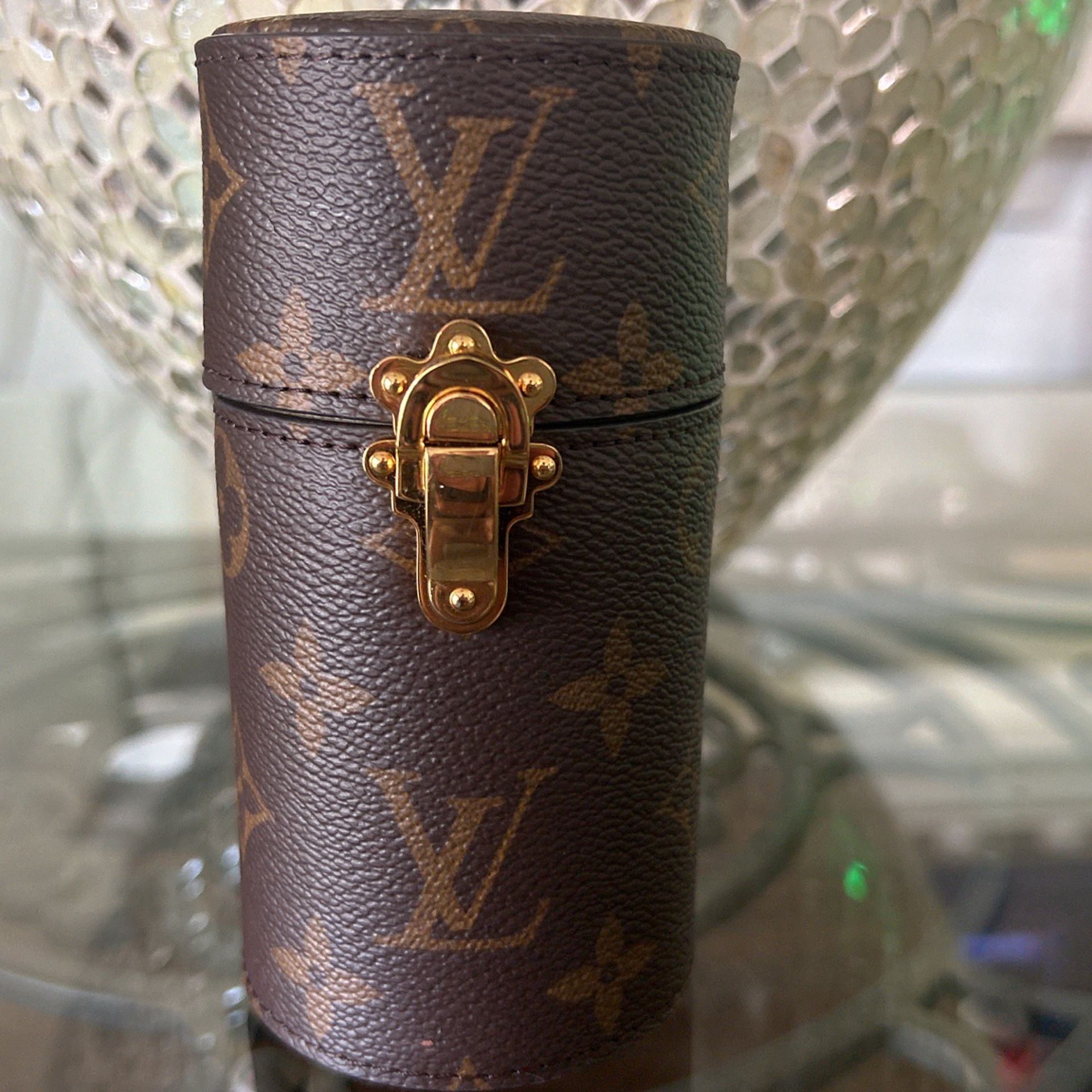 Real LV ( Louis Vuitton) Fragrance Case for Sale in Riverside County ...