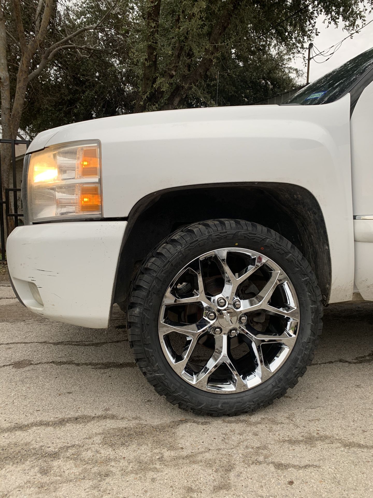 New 22” Chrome Snowflake Rims And Tires 6 Lug Wheels 22s snow flake ...
