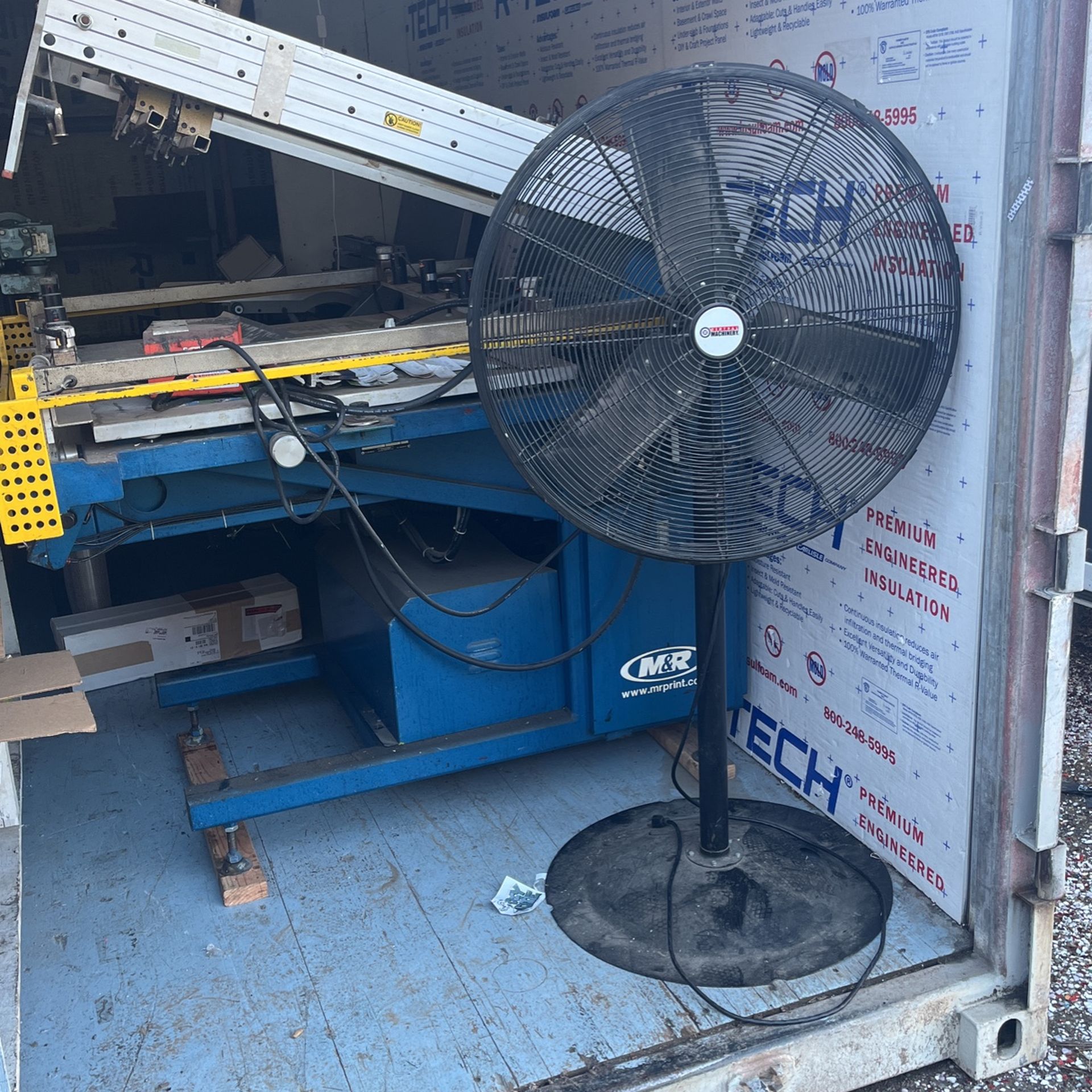 Central Machinery 30” Pedistool Fan for Sale in Seattle, WA - OfferUp